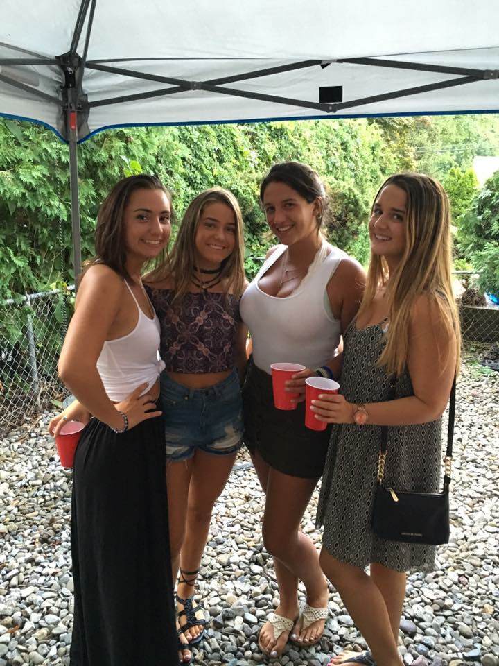 No bad choices here | Scrolller