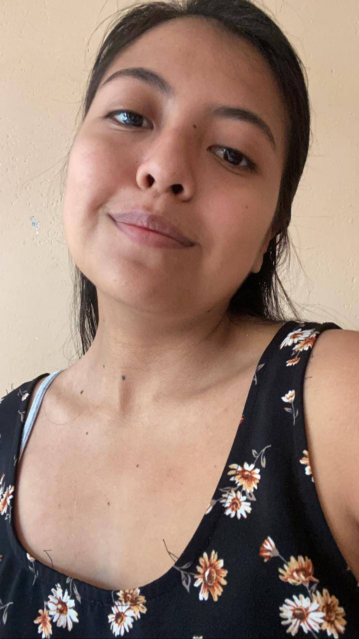 No makeup 😁 | Scrolller