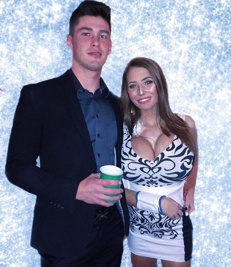 No words... | Scrolller