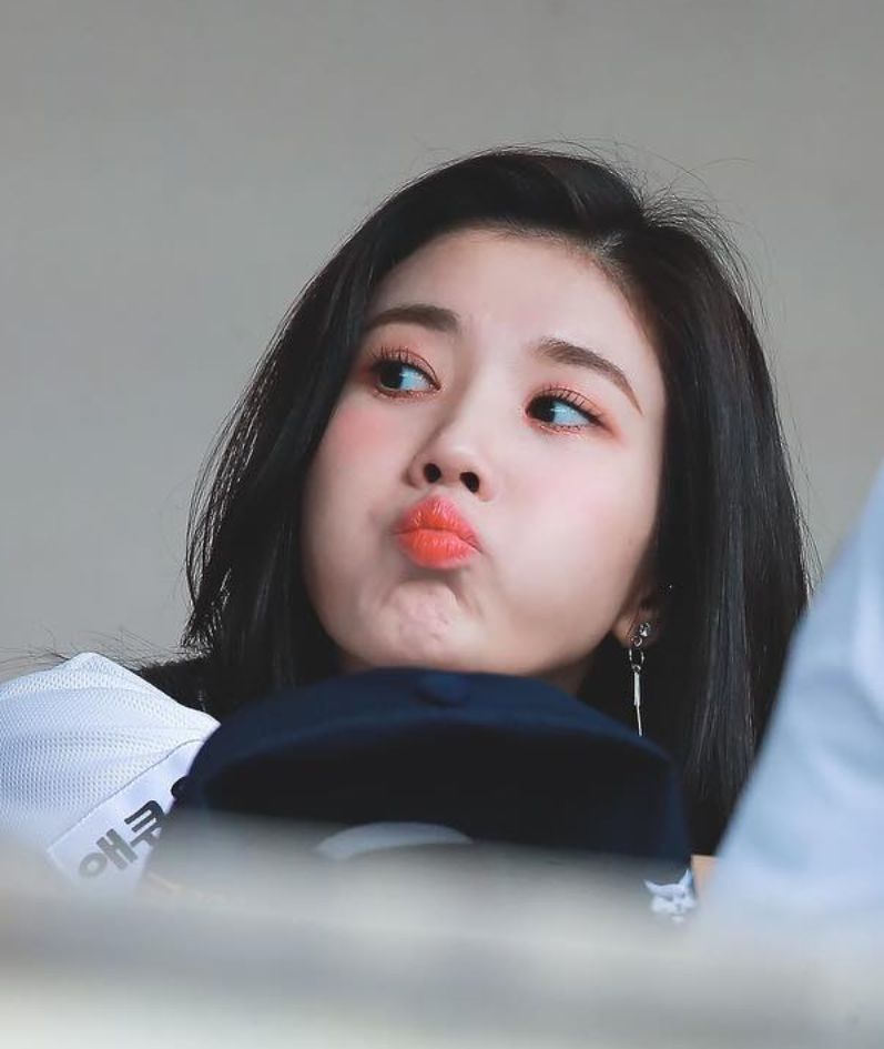 Nobody asked, but here's more Kissy Face Eunbi! | Scrolller