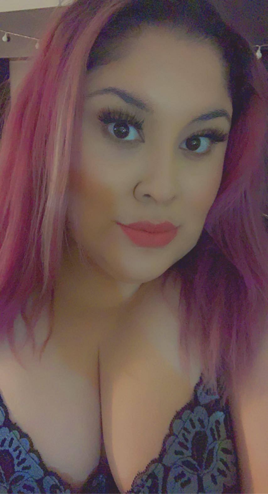 Non nude selfie .. show love | Scrolller