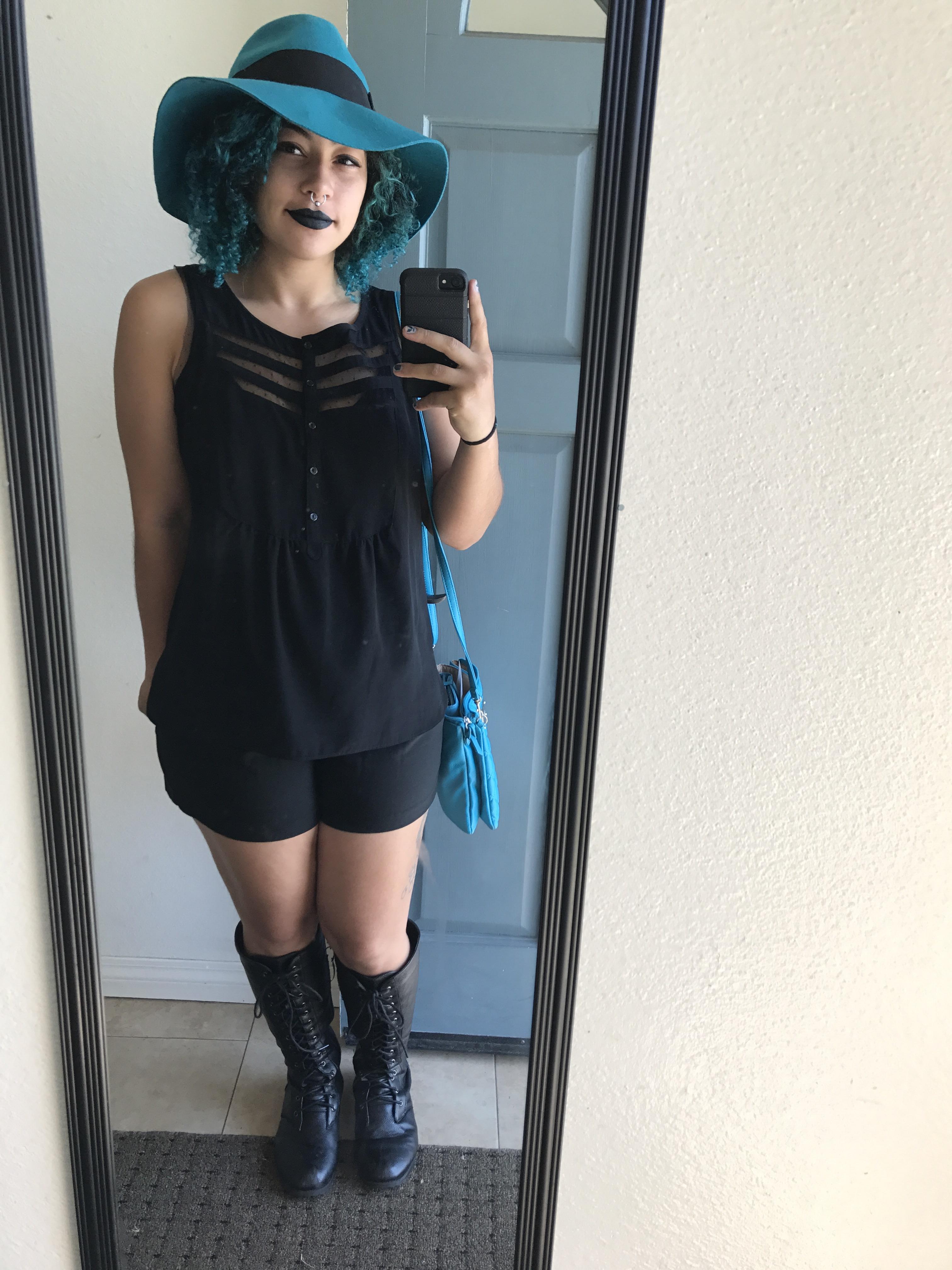 Normal summer attire. It's hot in southern Cali, but I am thankful I'm not in Arizona... | Scrolller