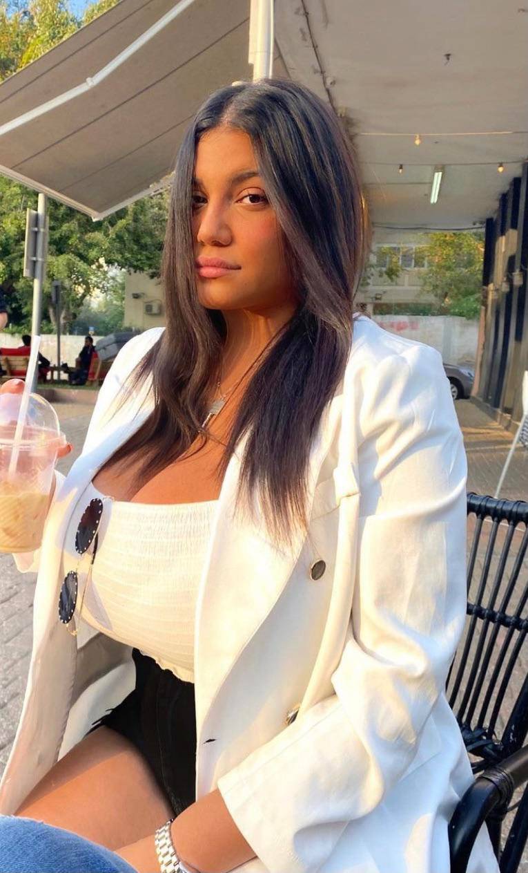 Not a chance hiding those lovely melons | Scrolller