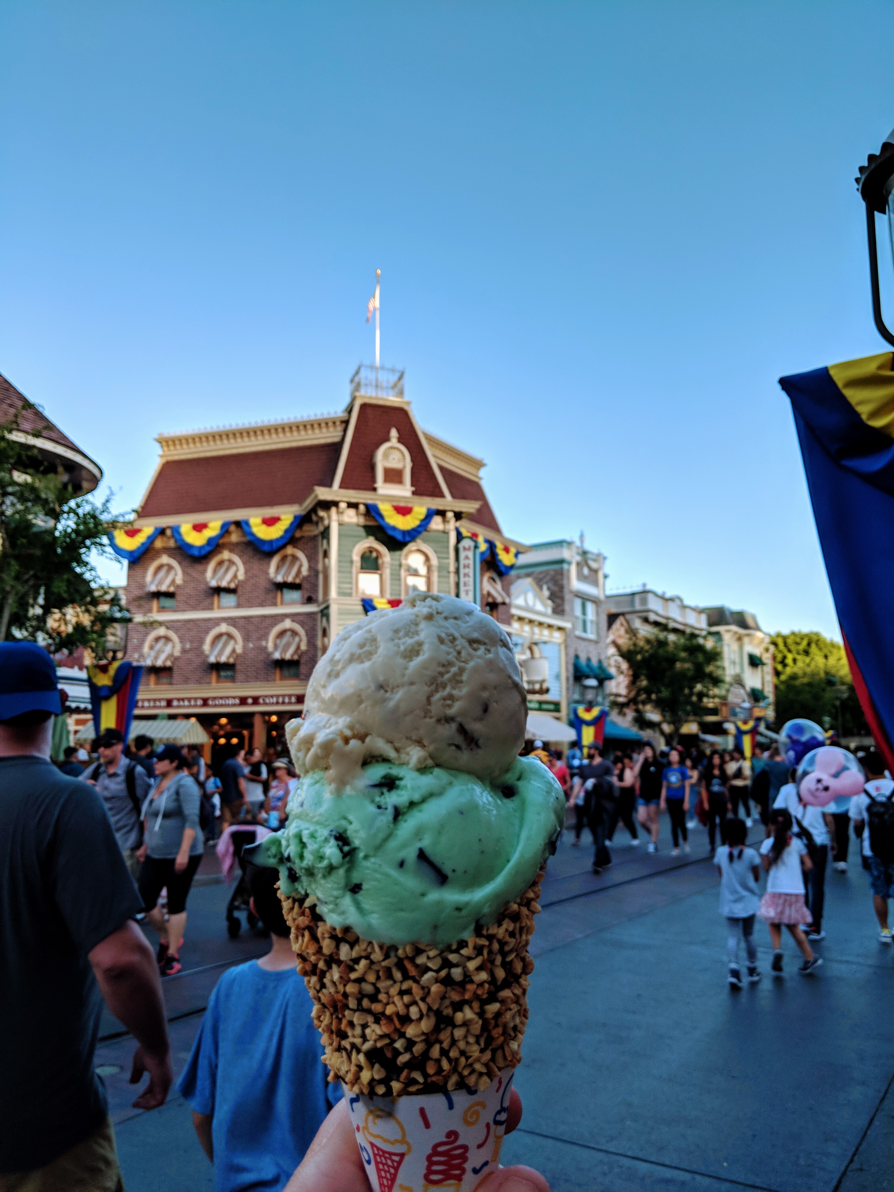 Nothing Like a Double Scoop on Main Street! | Scrolller