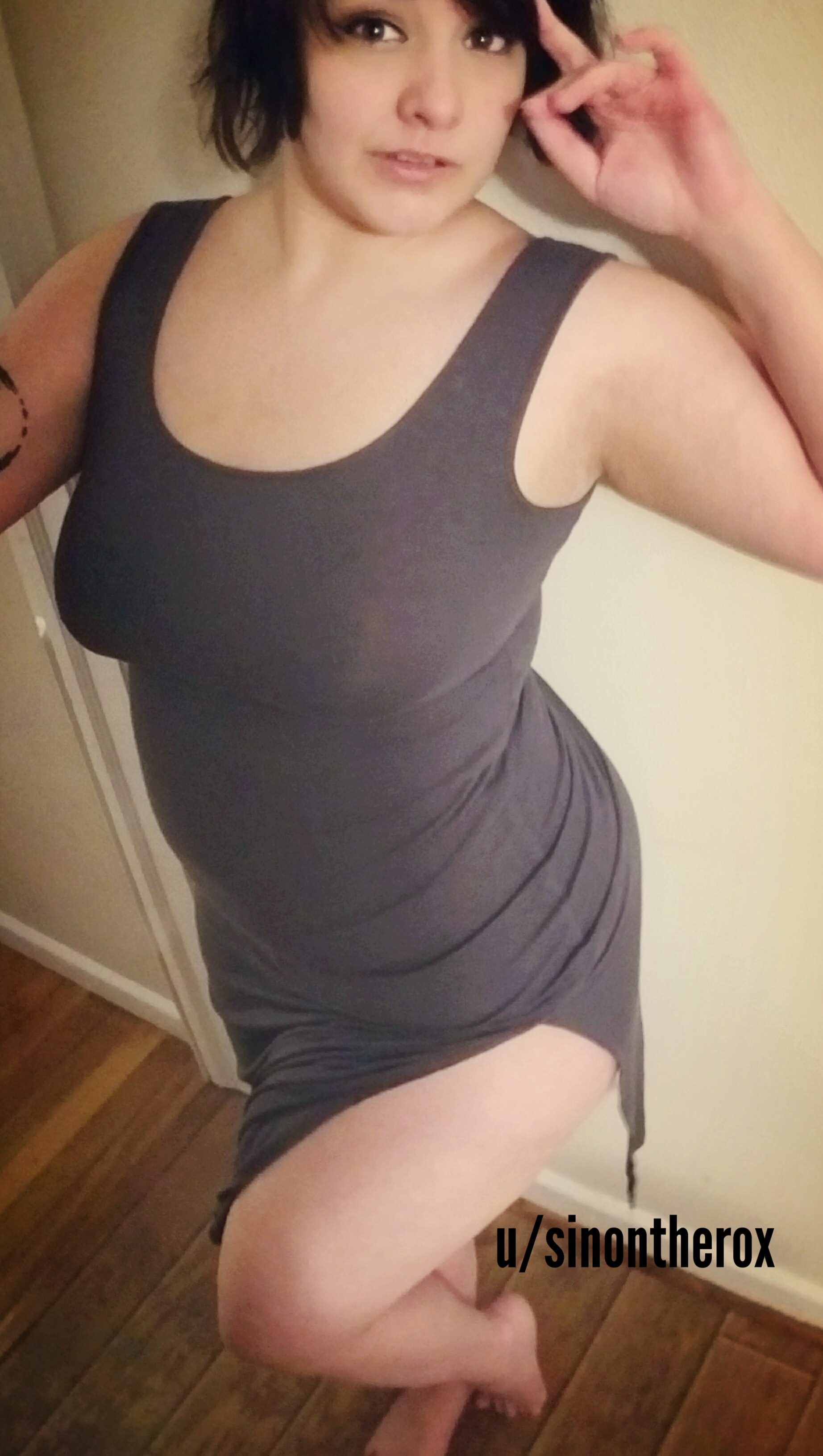 Nothing like a skin tight dress 🖤 | Scrolller