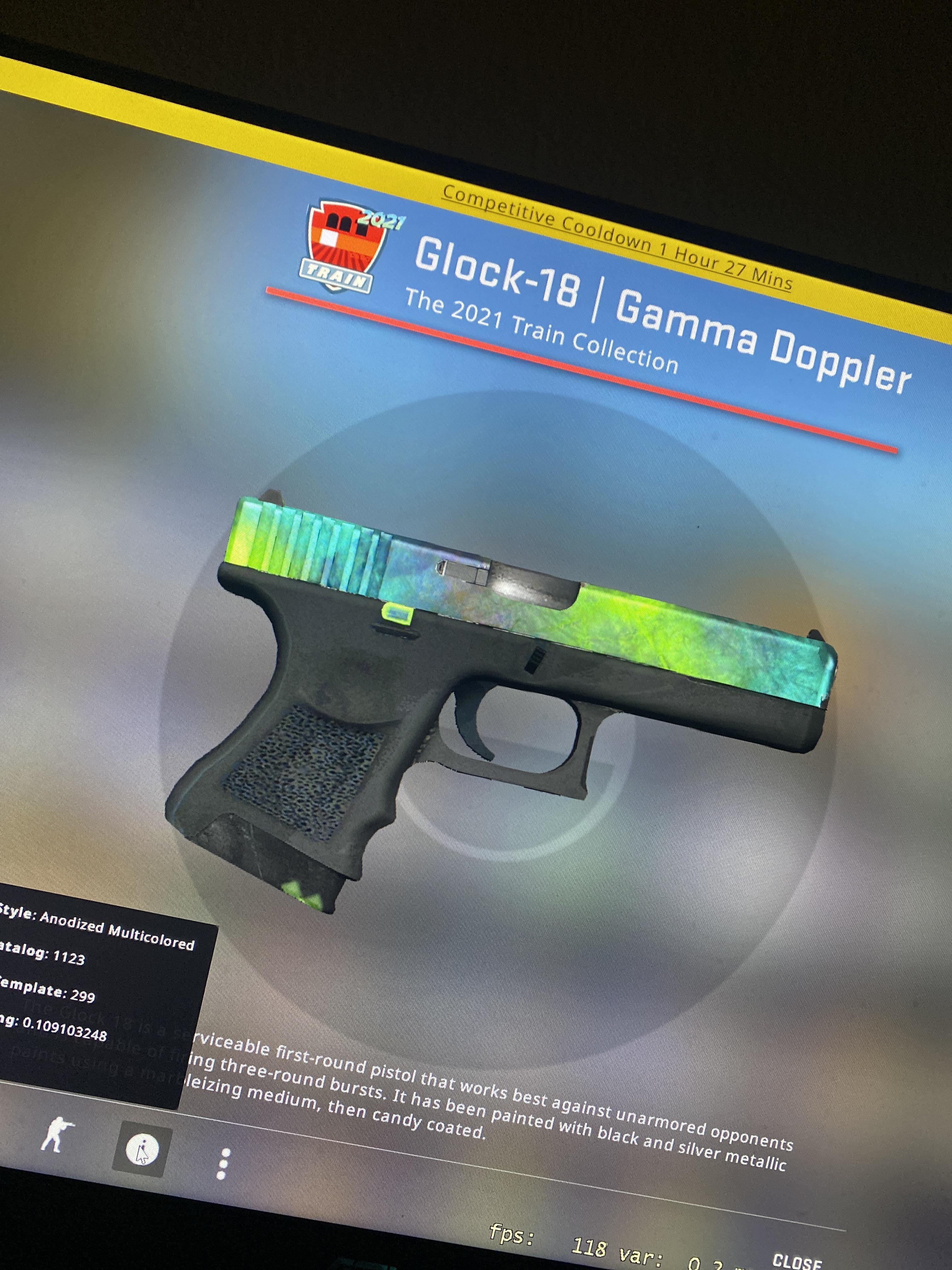 Now I have 2 dopplers lol phase 4 🥶 and a emerald | Scrolller