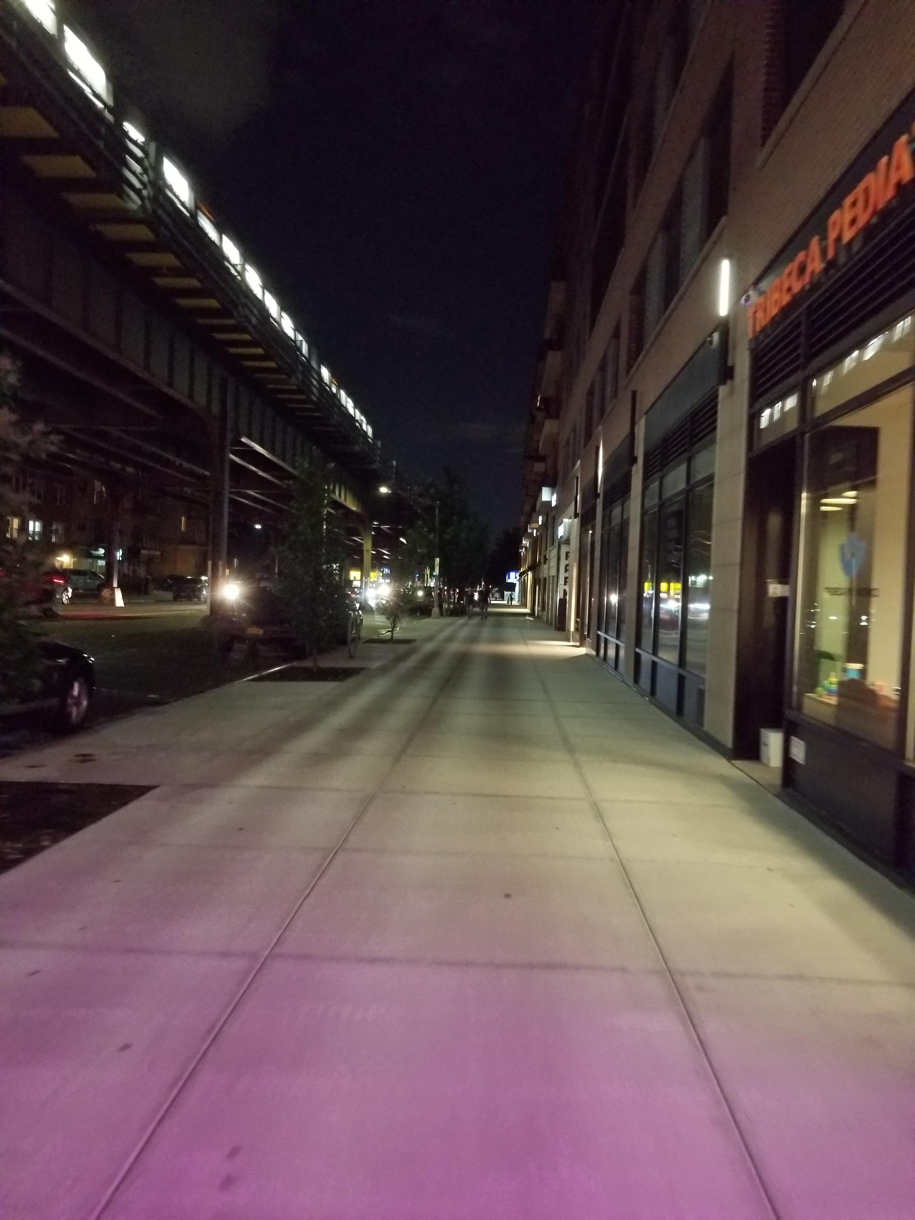 NYC nightwalk | Scrolller