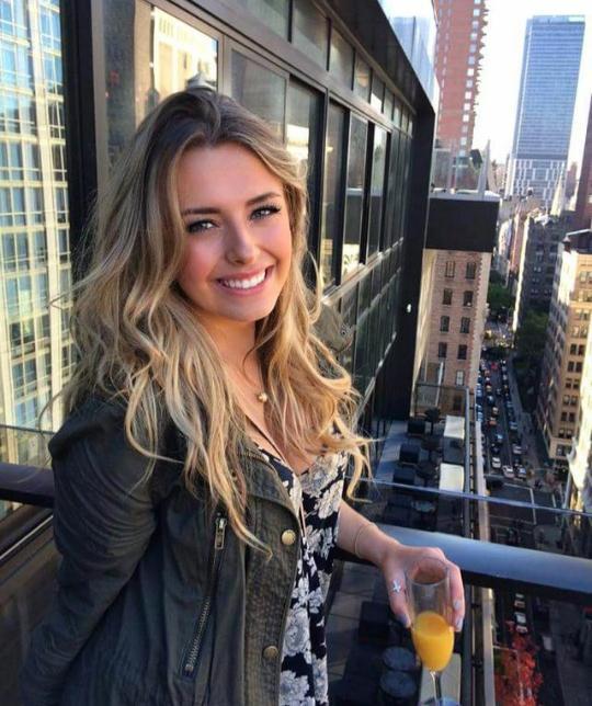 NYC Throwback | Scrolller