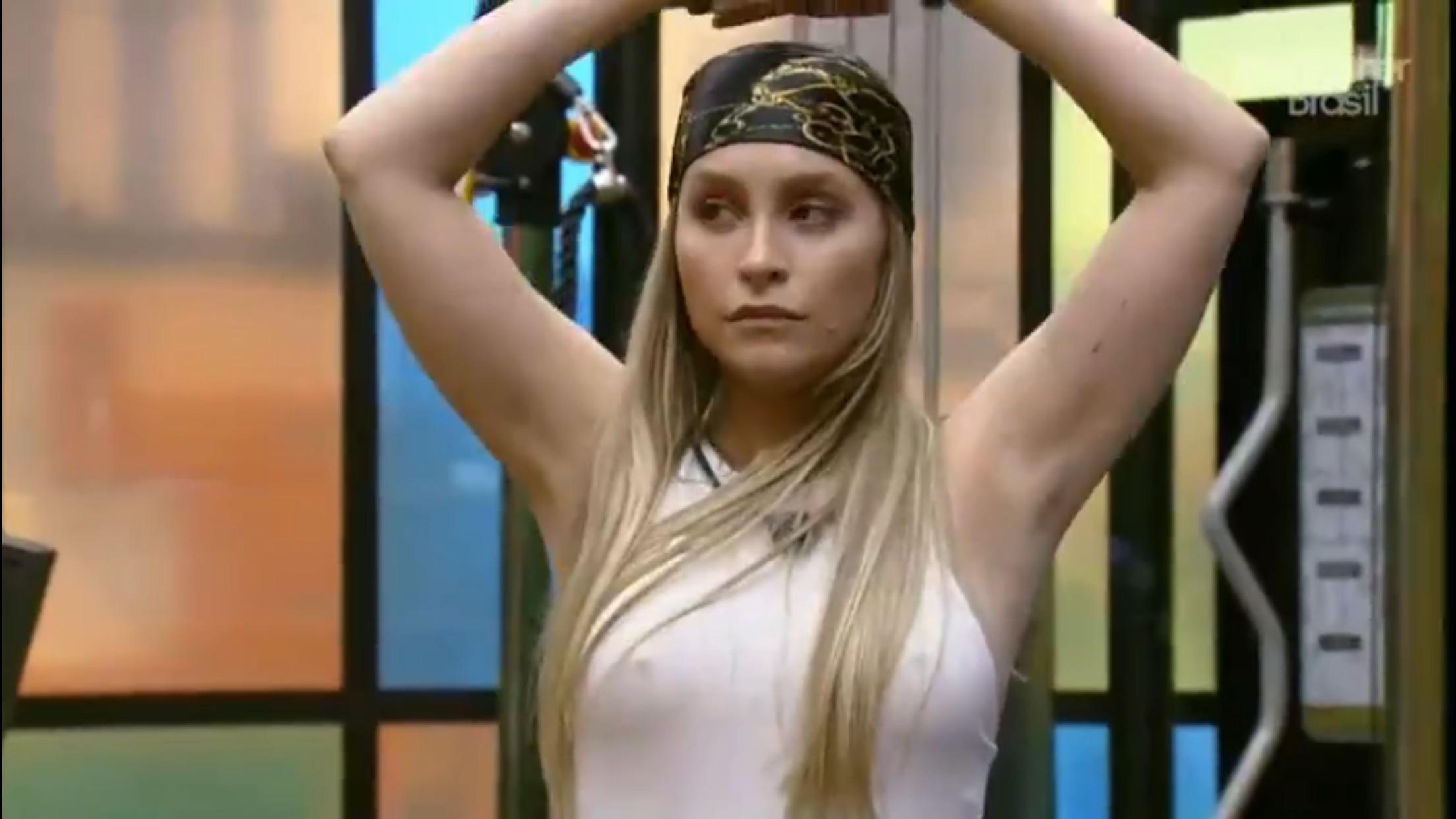 O rostinho da Carla | Scrolller