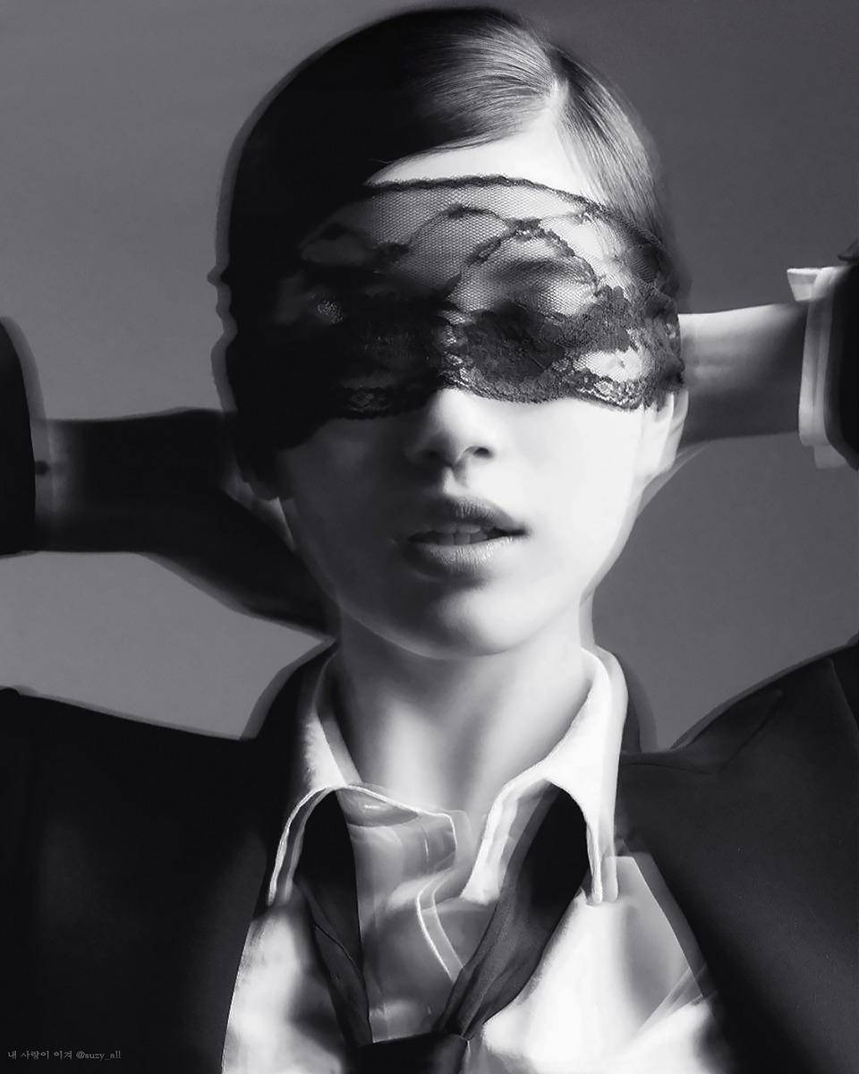 'Obsession With SUZY' - Lancôme Beauty Book (7) | Scrolller