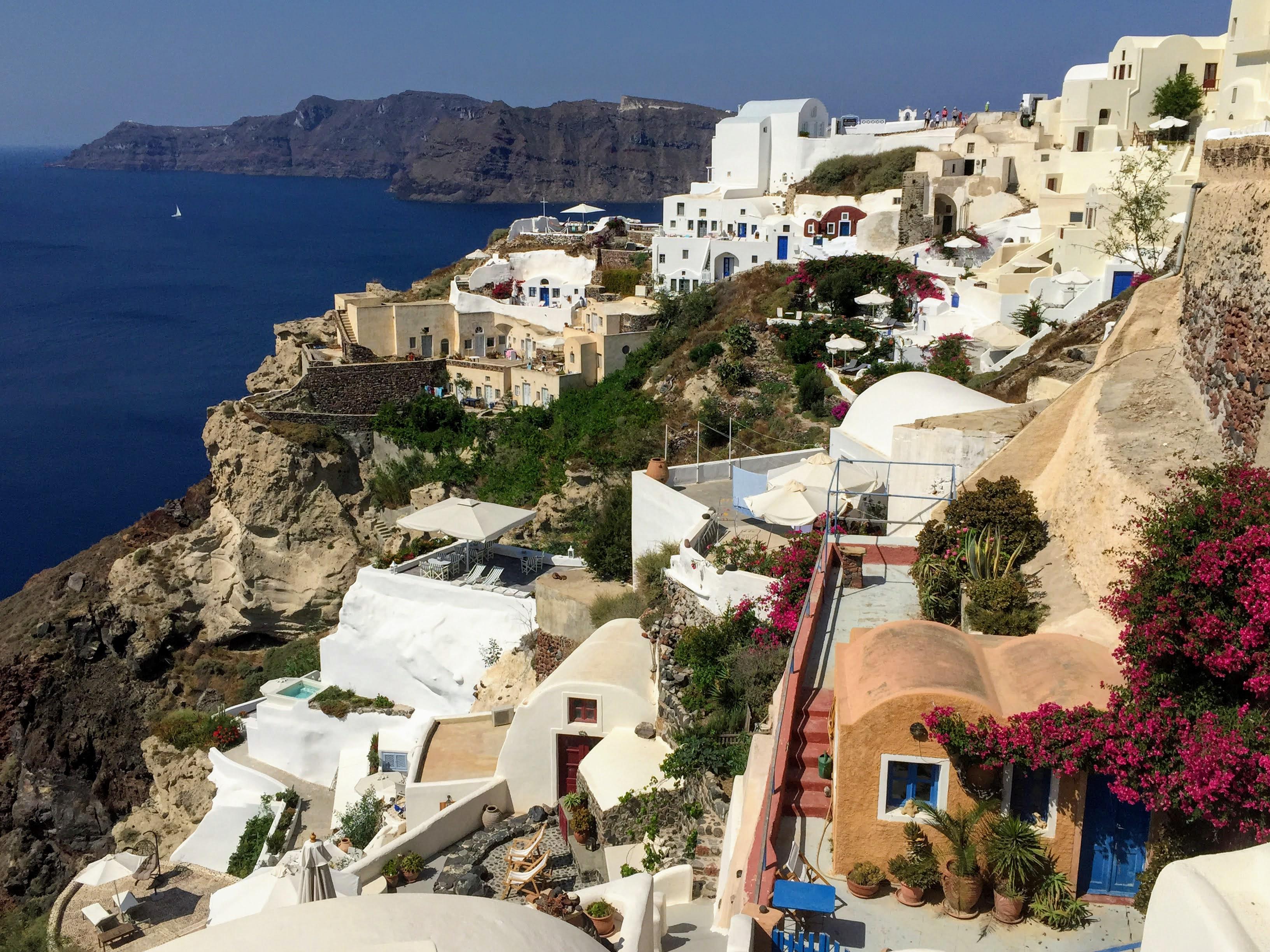 [OC] Greece - Santorini - Village of Oia | Scrolller