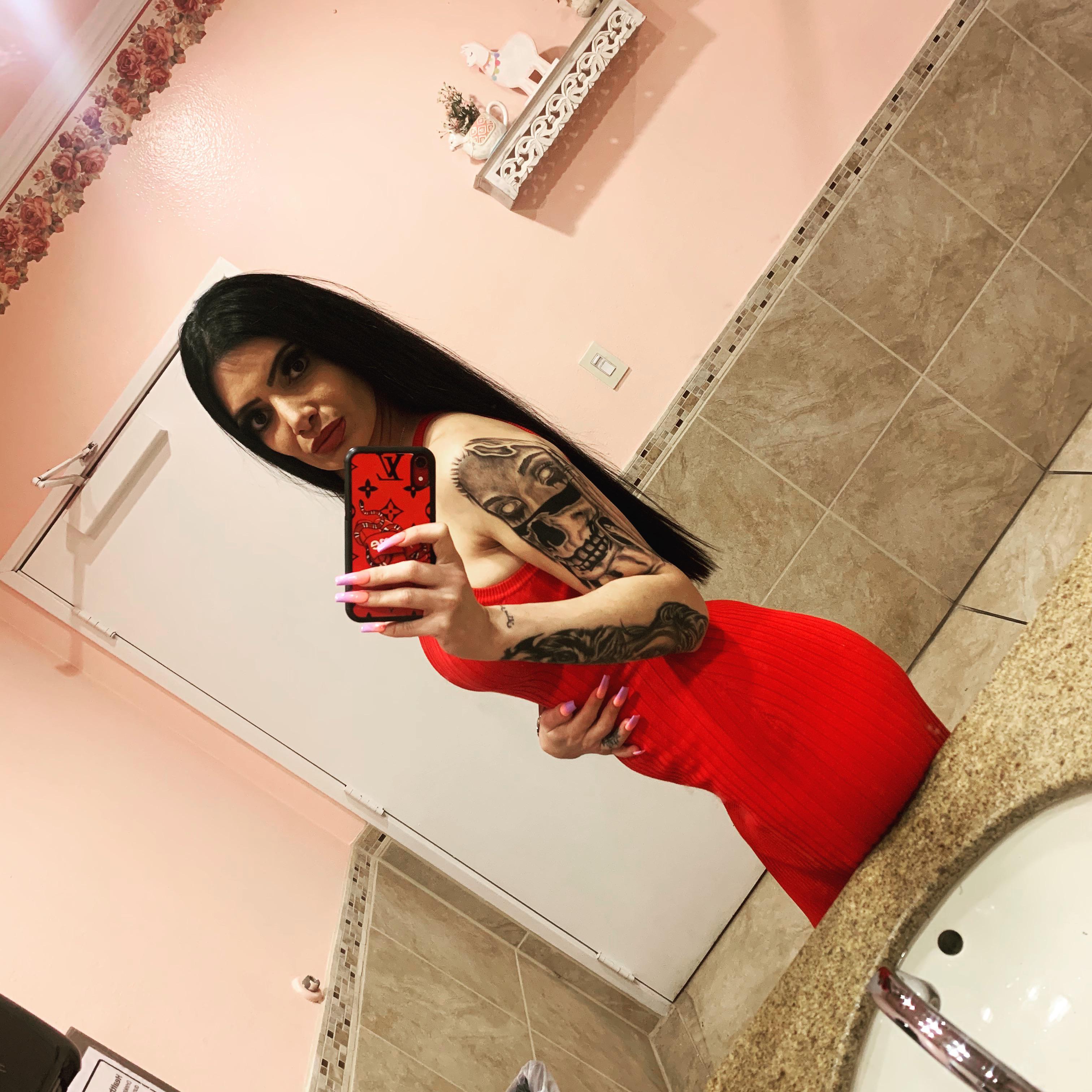 Saturday Night baby!! | Scrolller