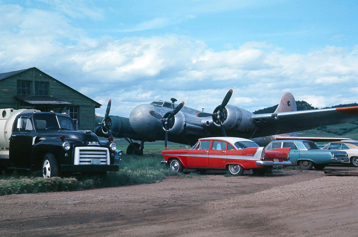 Odd B-17 | Scrolller