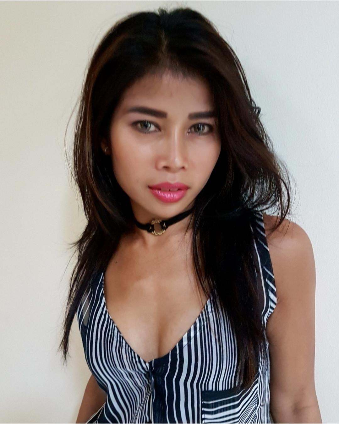 Off clubbing babe | Scrolller