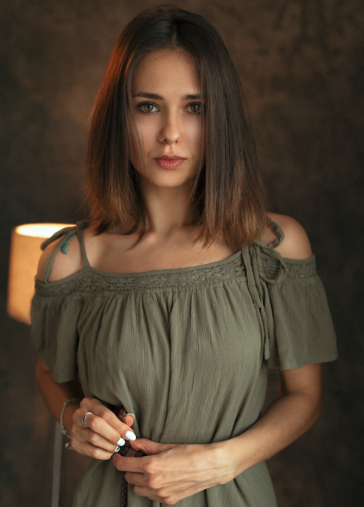 Off the shoulders | Scrolller