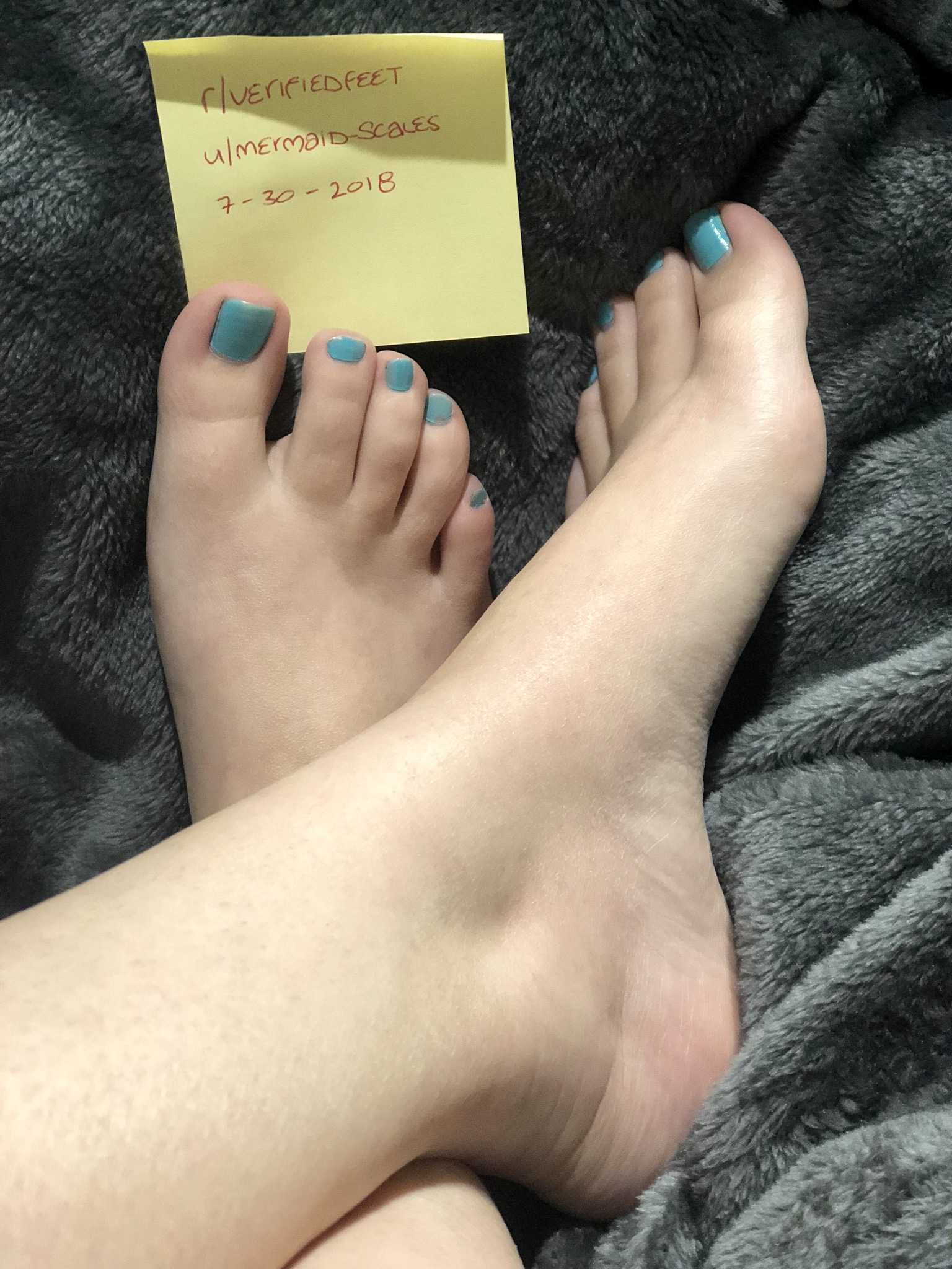 Oh, hi there! | Scrolller