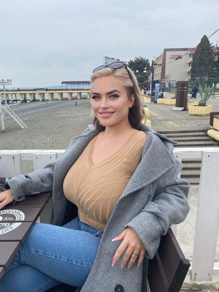 Oh I do like to be beside the seaside | Scrolller