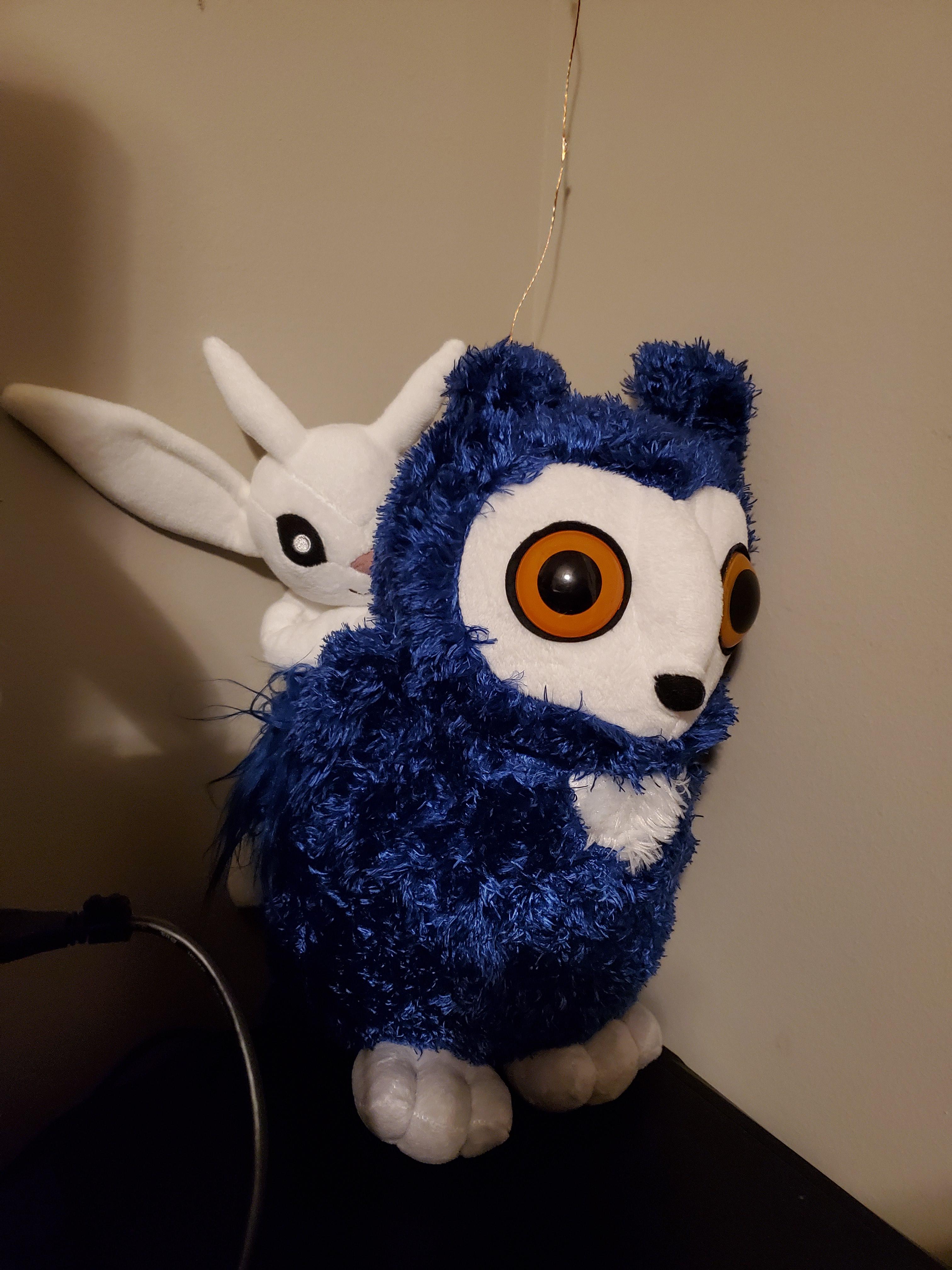 OH LAWD SHE COMIN (they are here and they look hilarious) | Scrolller