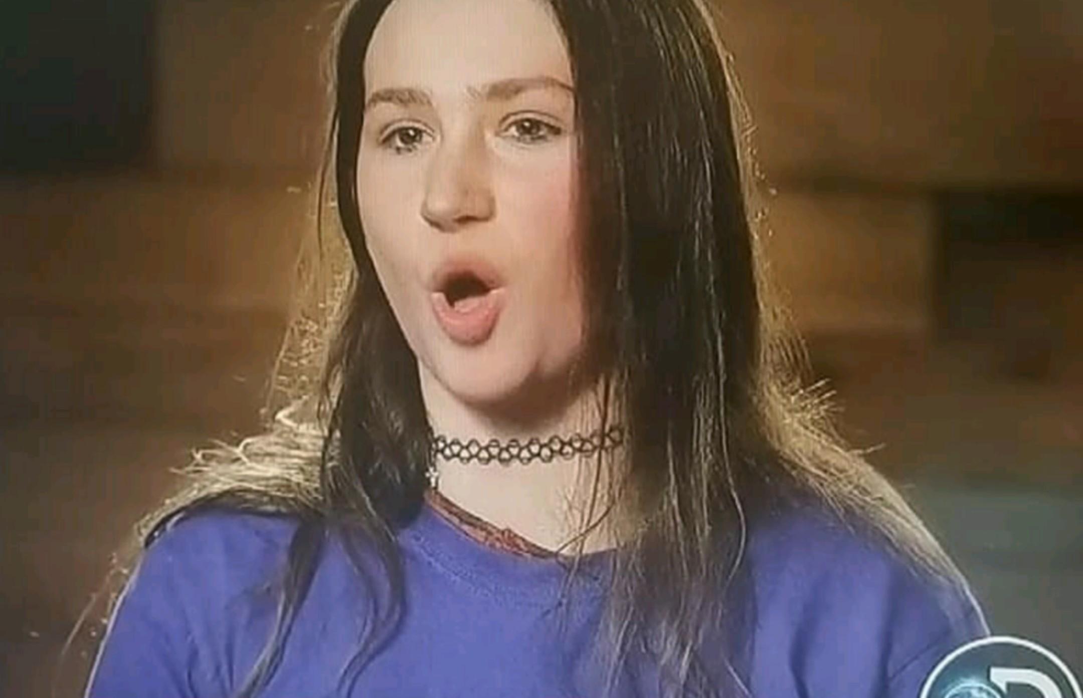 Ohh, Birdy, suck me dry!!! | Scrolller