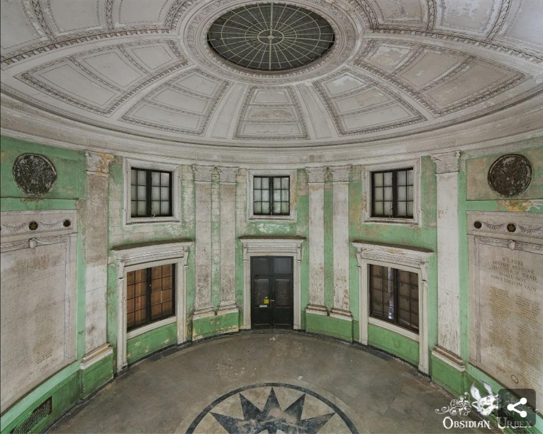 Old government building... | Scrolller