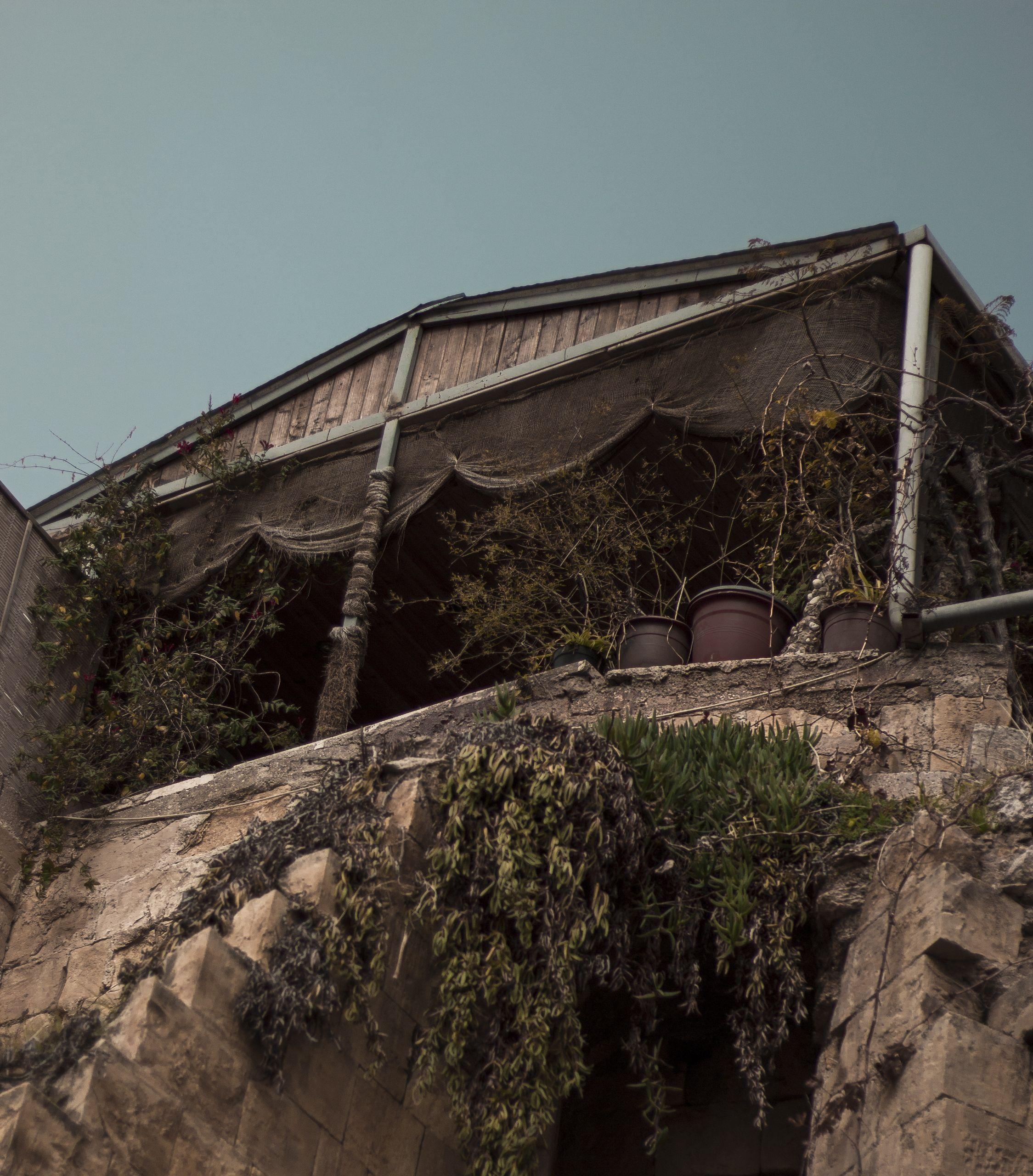 Old House in Salt | Scrolller