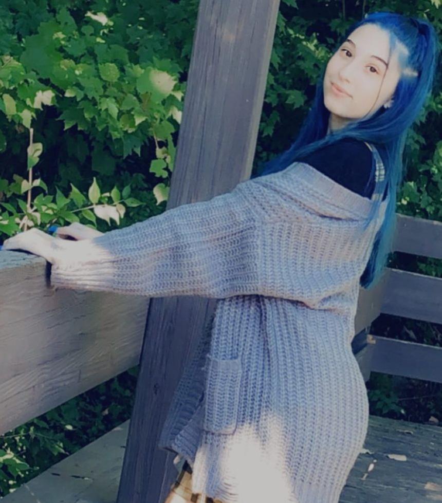 Old pic but do I look innocent enough to rape? | Scrolller