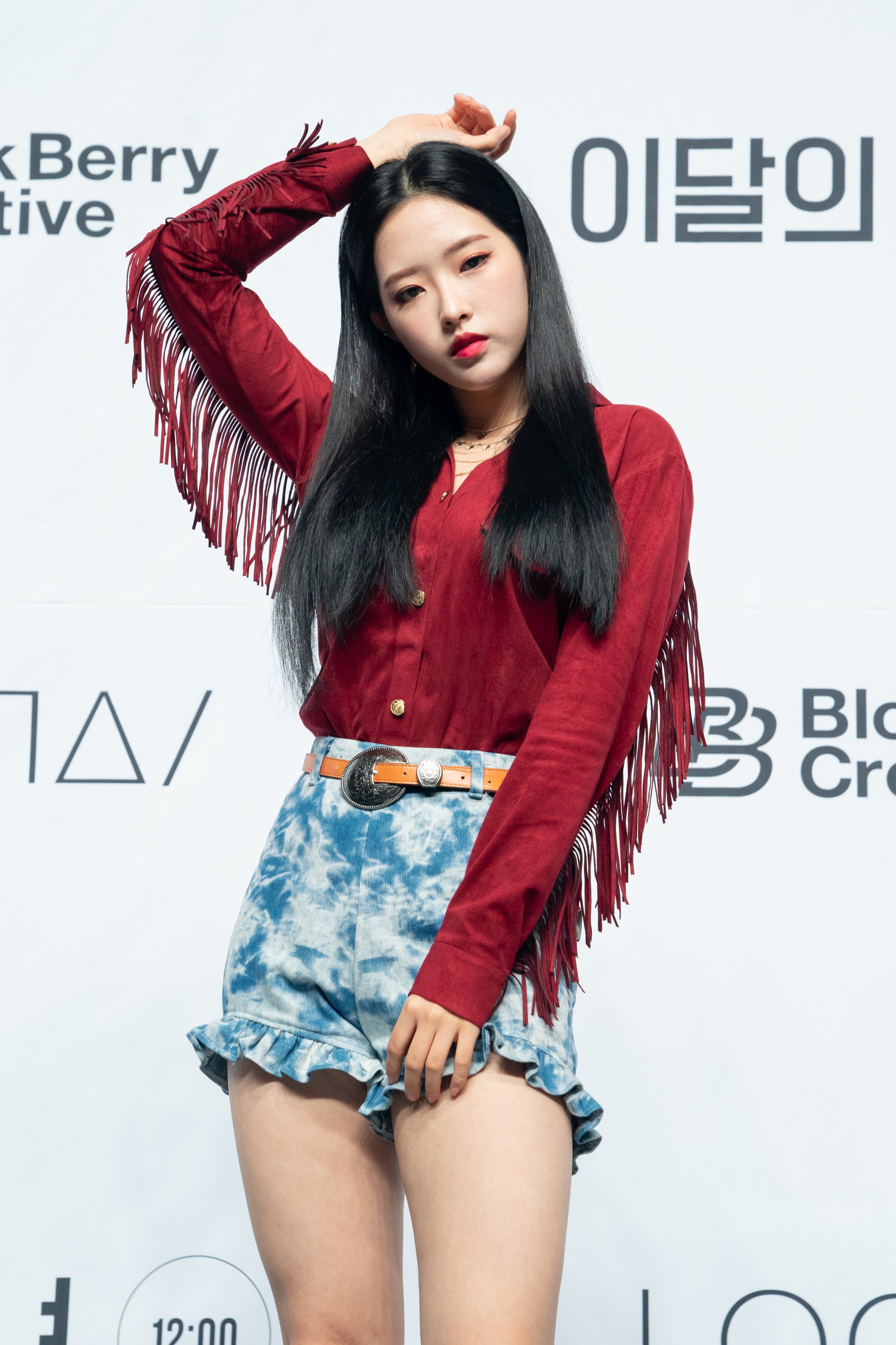 Olivia Hye | Scrolller