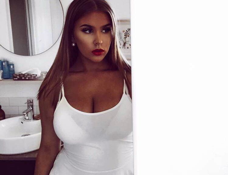 On a fellow subscriber's demand | Scrolller