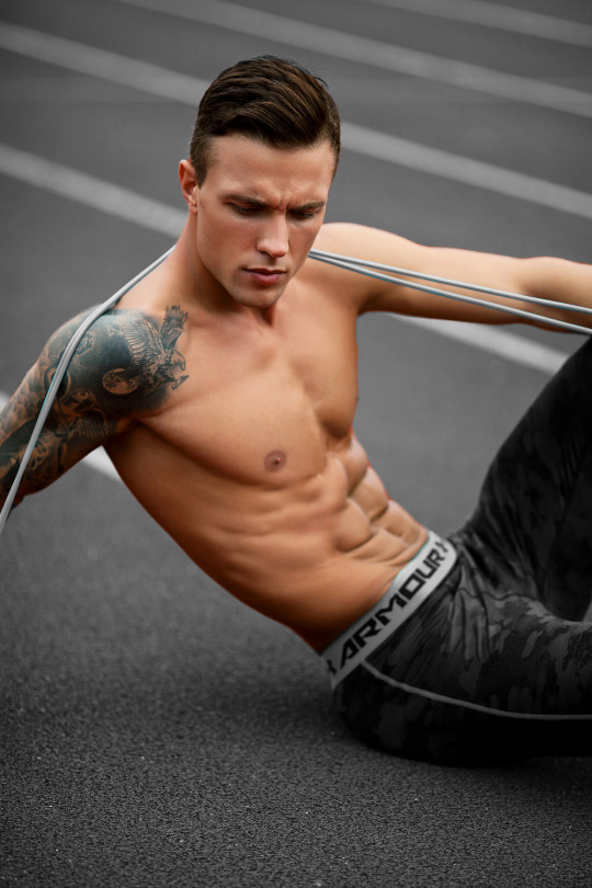 On the ground | Scrolller