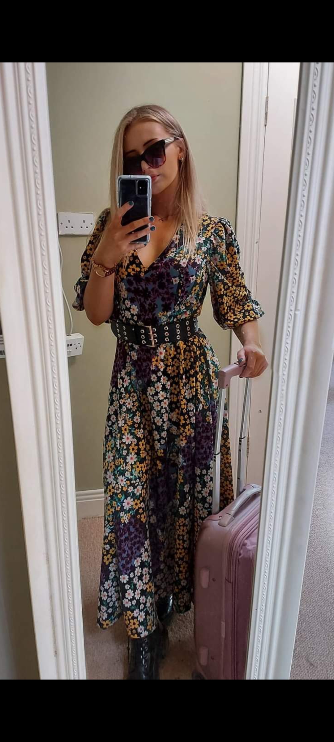 One of my 'City break' outfits from last summer, this is my favourite dress of all time! | Scrolller