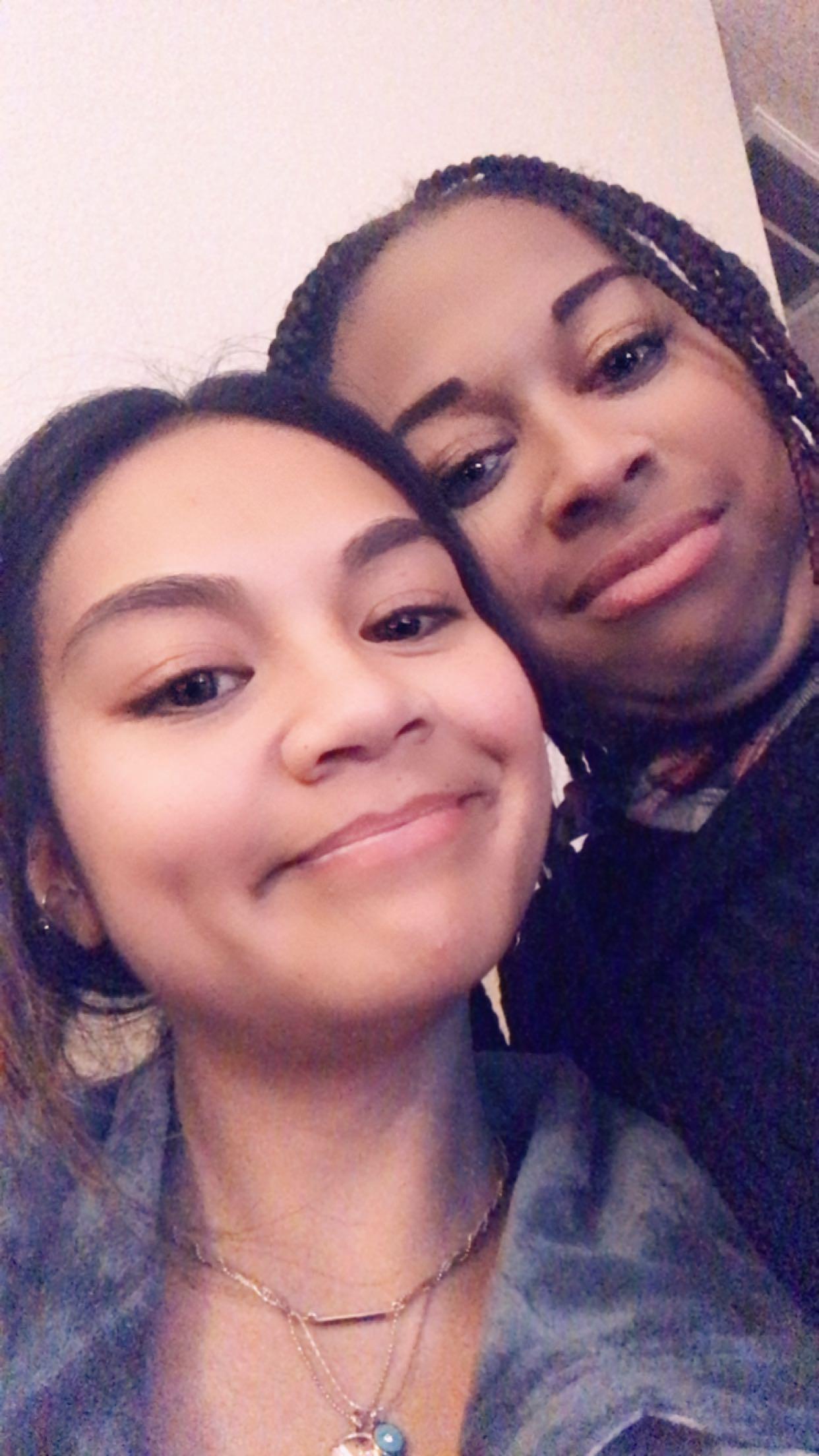 One simple is deeper than the other! | Scrolller