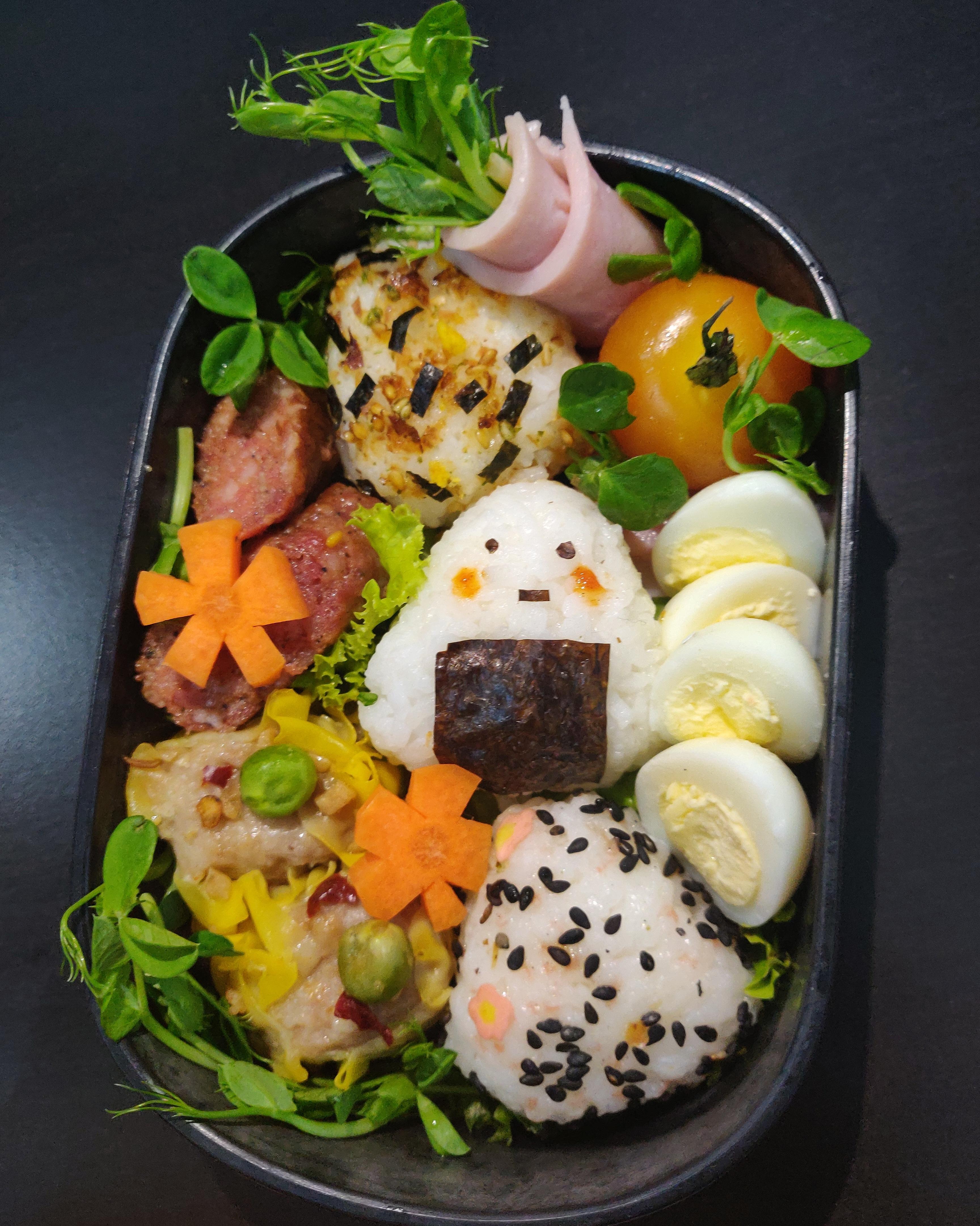 Onigiri Bento 😐 | Scrolller