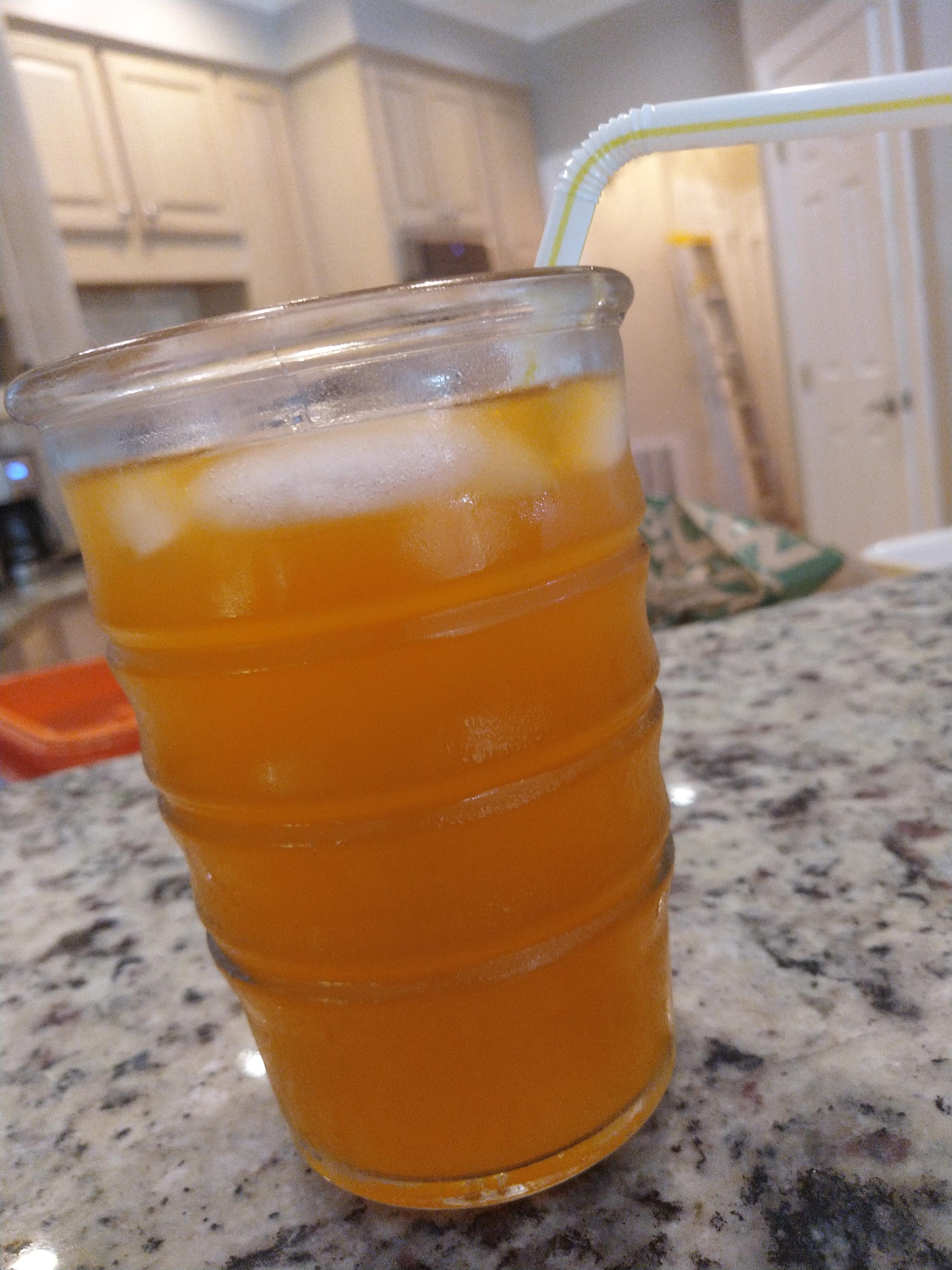 Orange Soda mixed with Strawberry Lemonade | Scrolller
