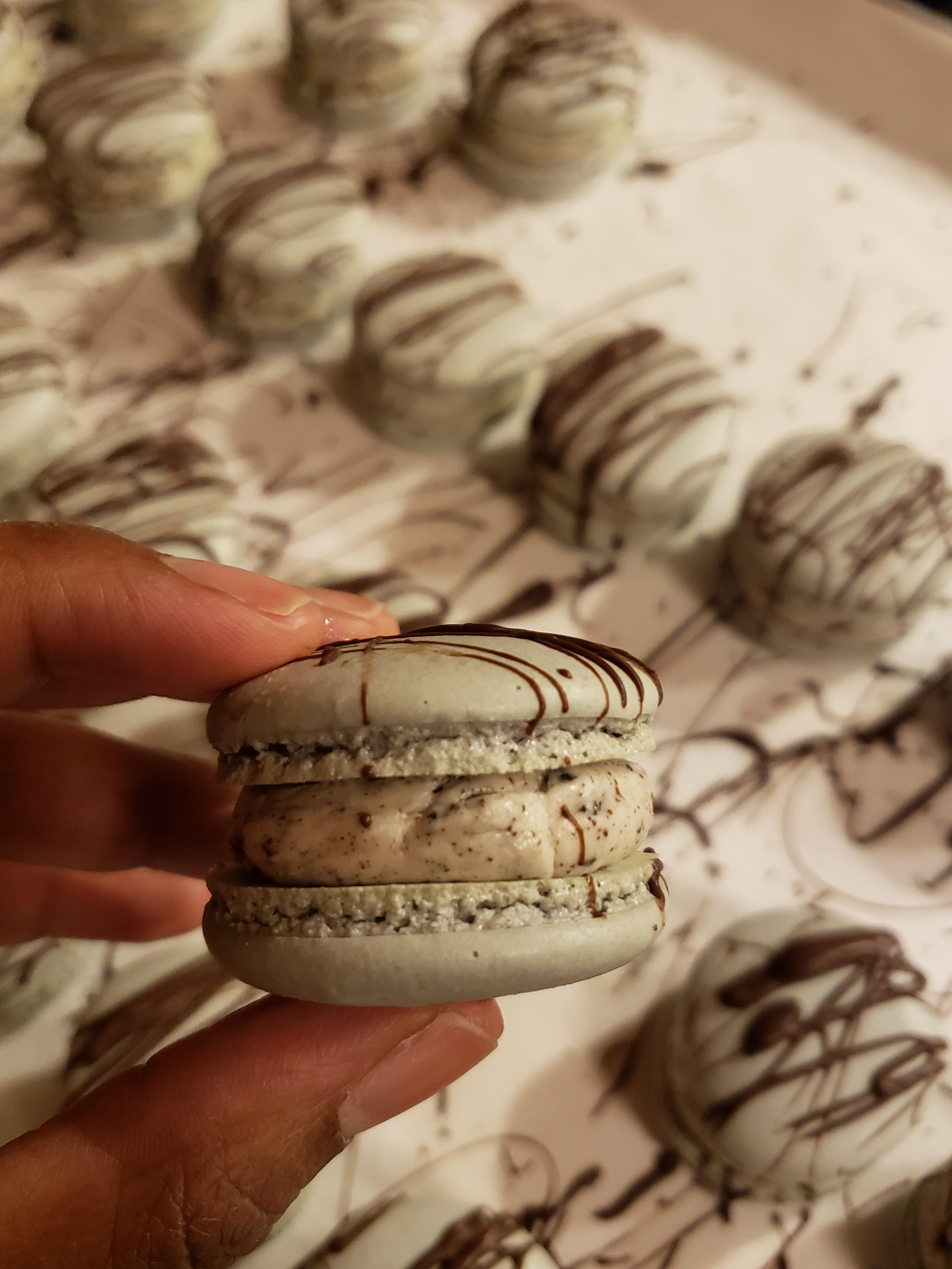 Oreo macarons | Scrolller