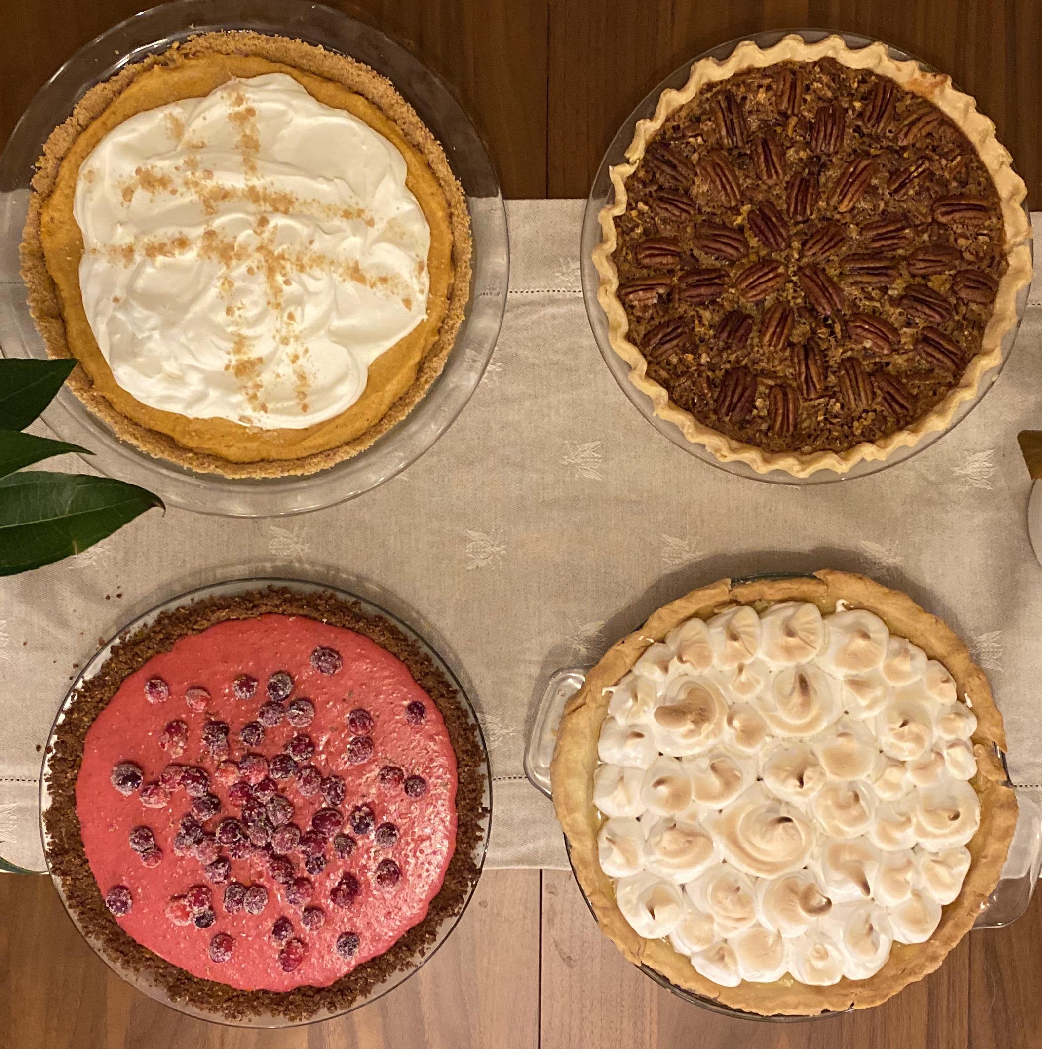 Our Friendsgiving spread | Scrolller