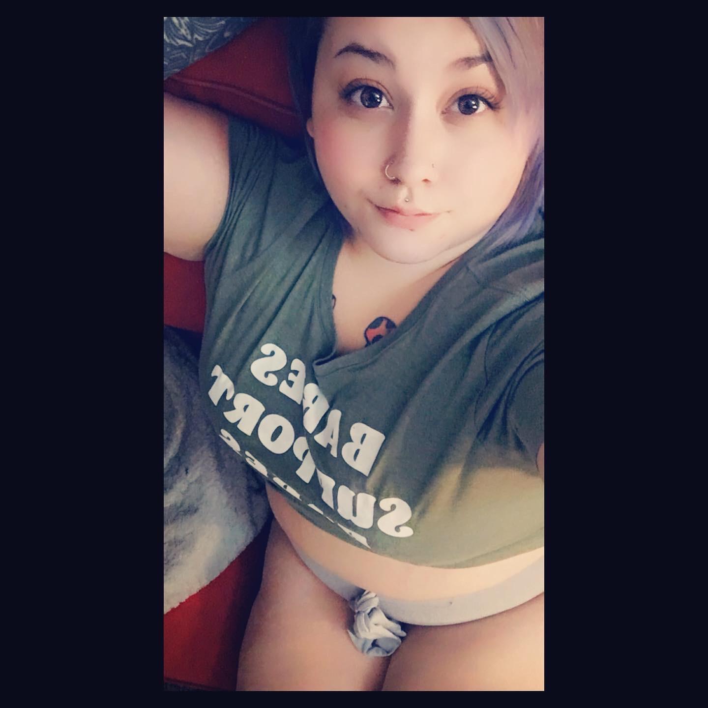 (Over 18) | Scrolller