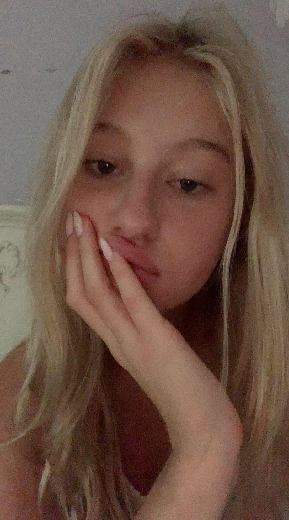 (Over 18) Drunk again ugh | Scrolller