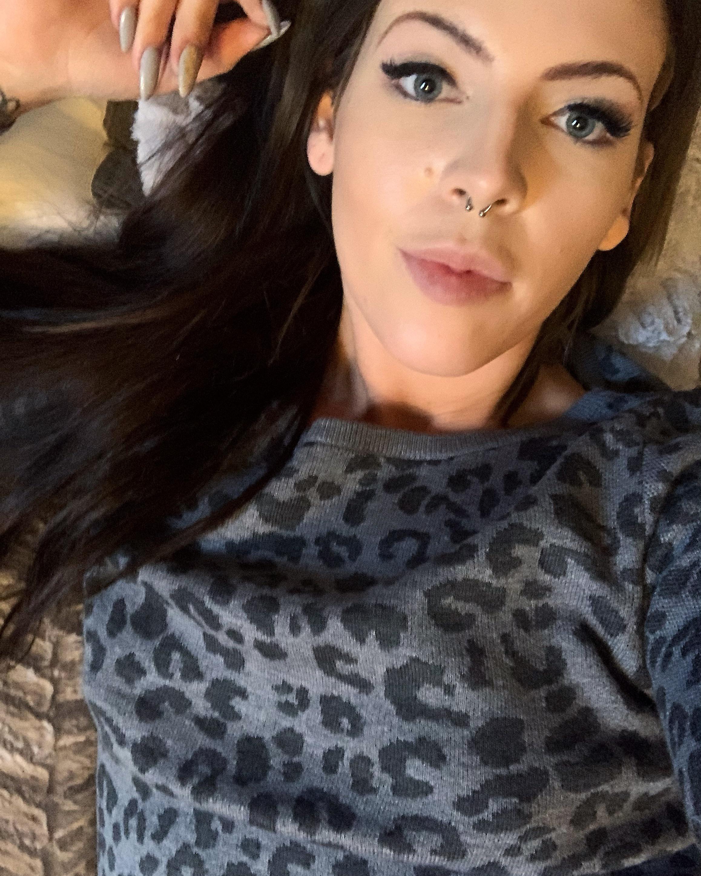 [over 18] I’m tired | Scrolller