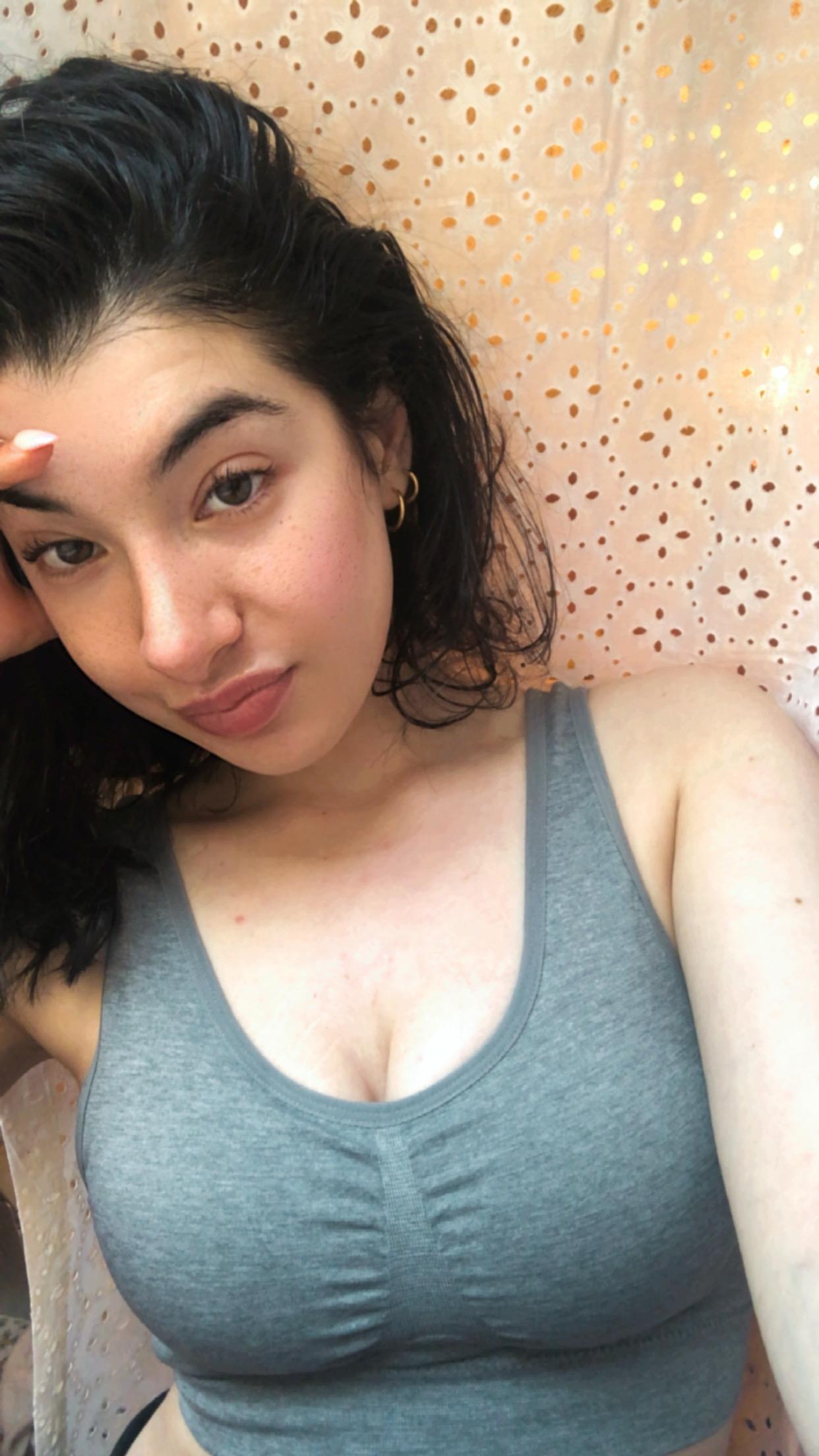 (over 18) rediscovered this photo and thought I'd share :) 26F | Scrolller