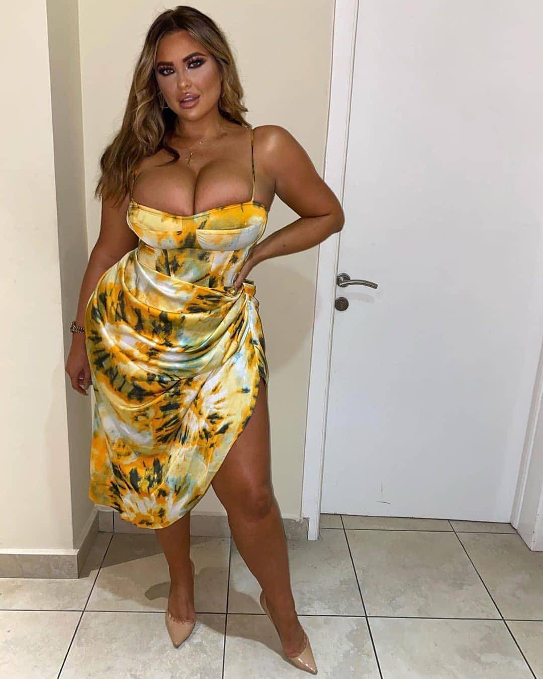 Overflow | Scrolller