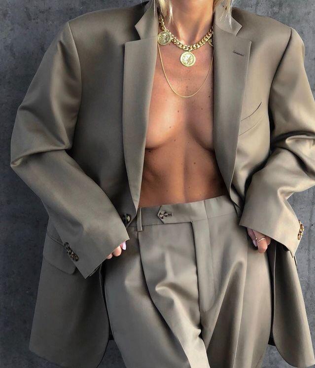 Oversized jacket | Scrolller