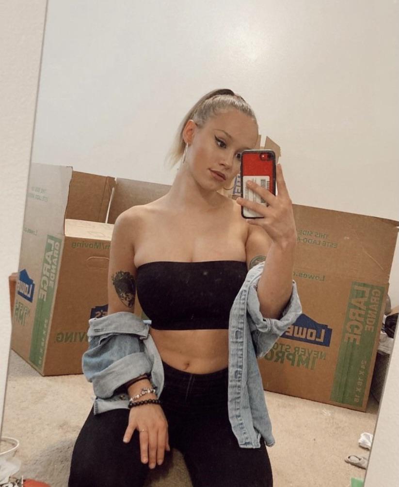 Packing Boxes | Scrolller