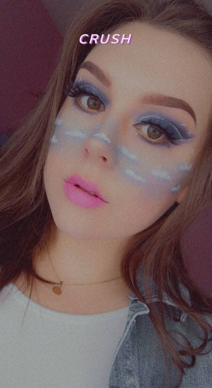 painted clouds on my face ☁️ | Scrolller