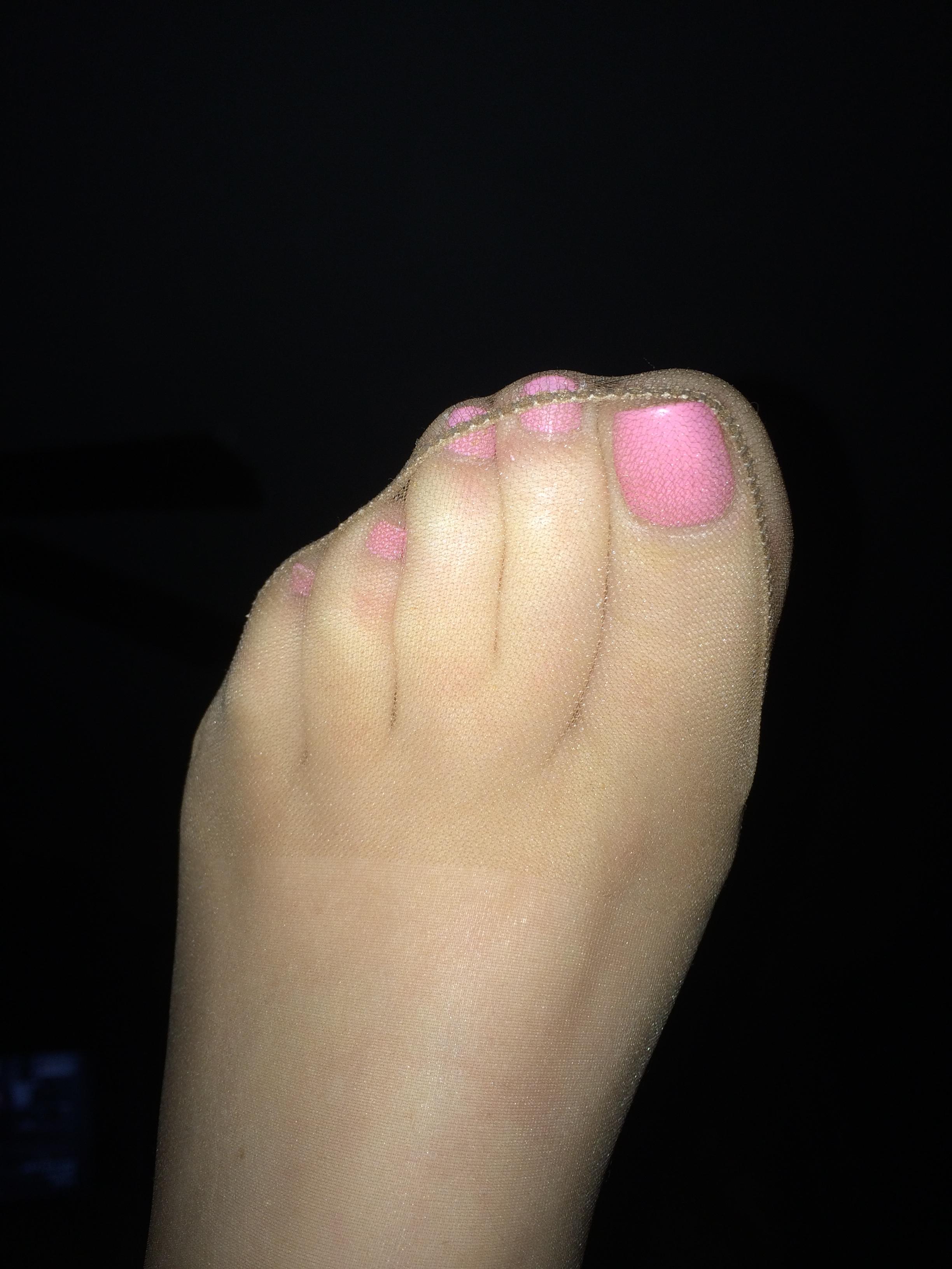 Gf pantyhose toes and feet | Scrolller