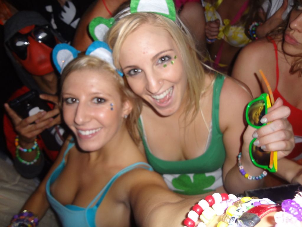 Party time | Scrolller