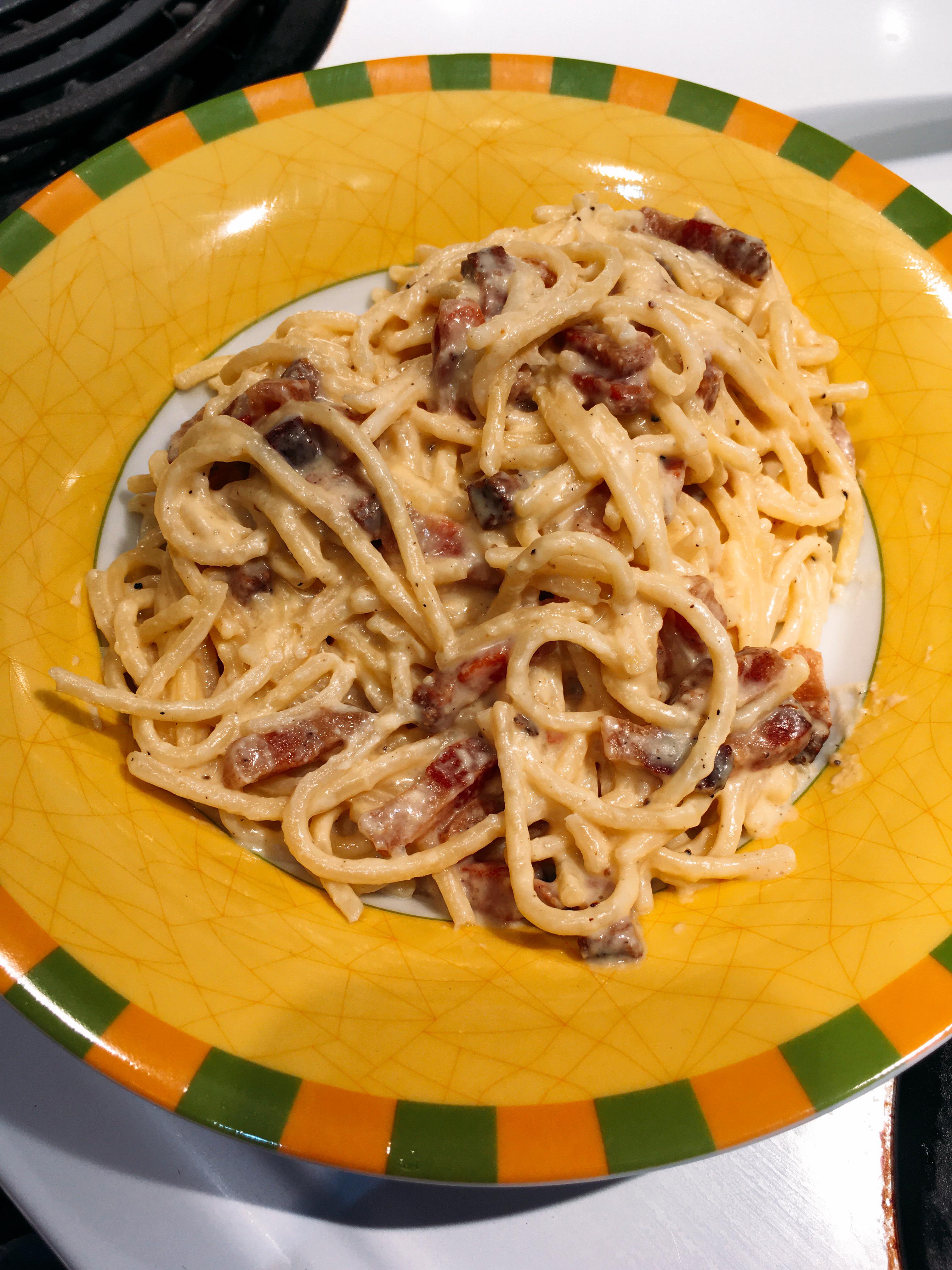 Pasta carbonara | Scrolller