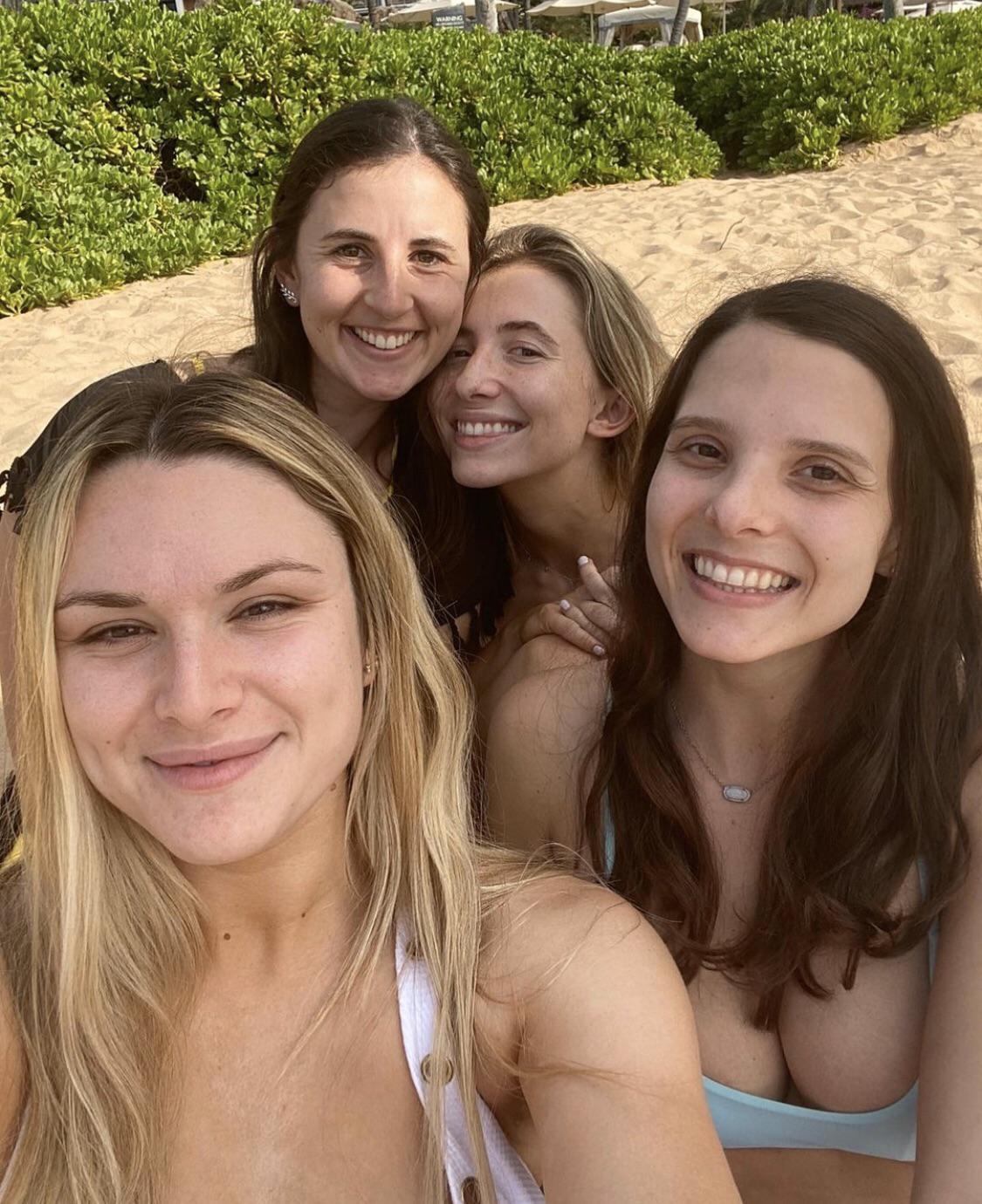 Peak a Boo Nip | Scrolller