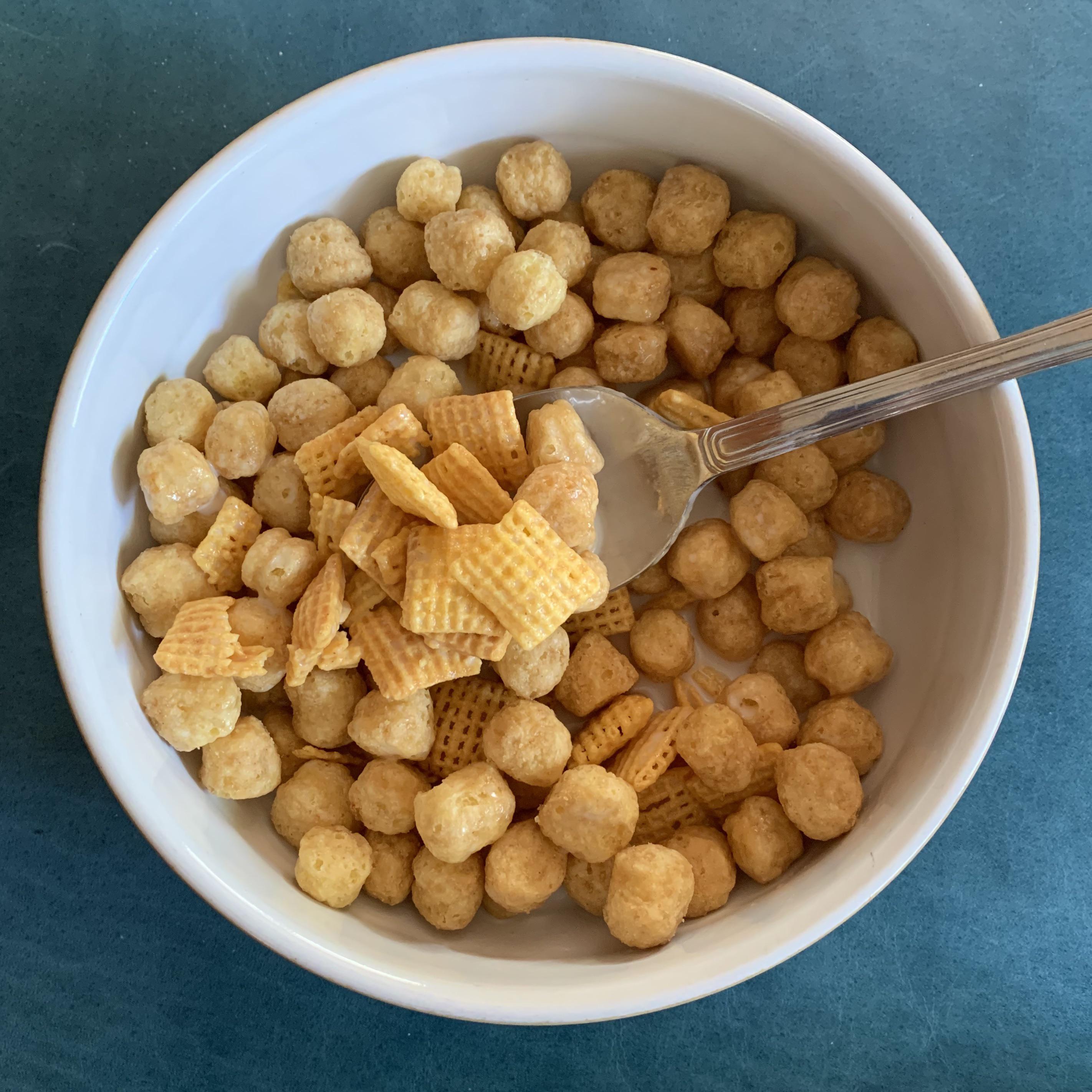 Peanut Butter Crunch + Peanut Butter Chex = Peanut Butter Nirvana | Scrolller