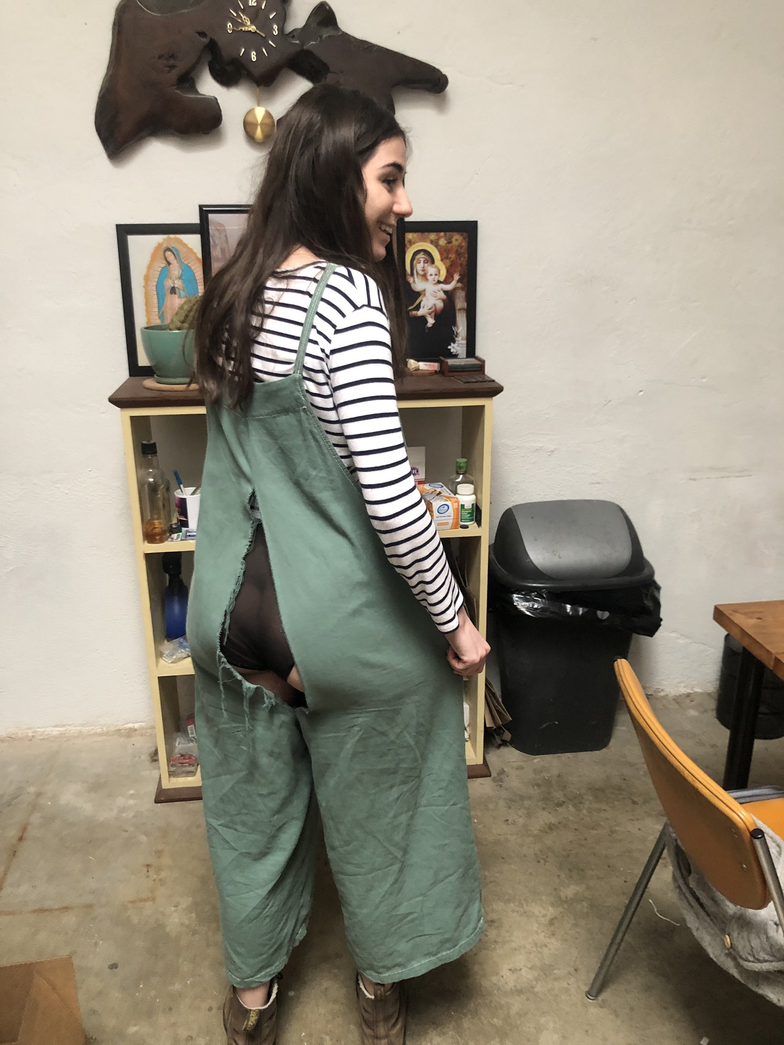 Peek at Dodie Clark's Ass | Scrolller