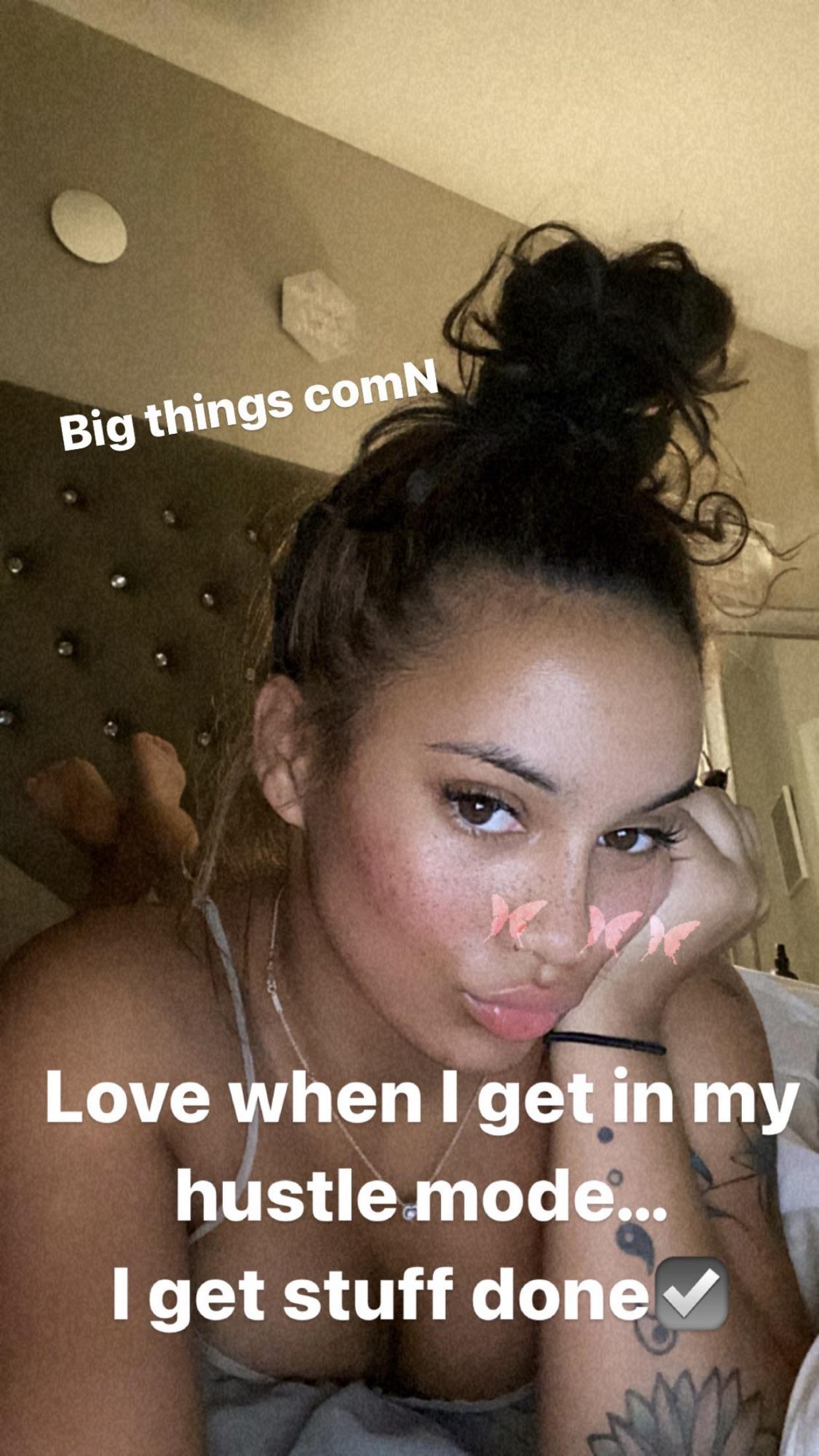 Peep 👀 the soles | Scrolller